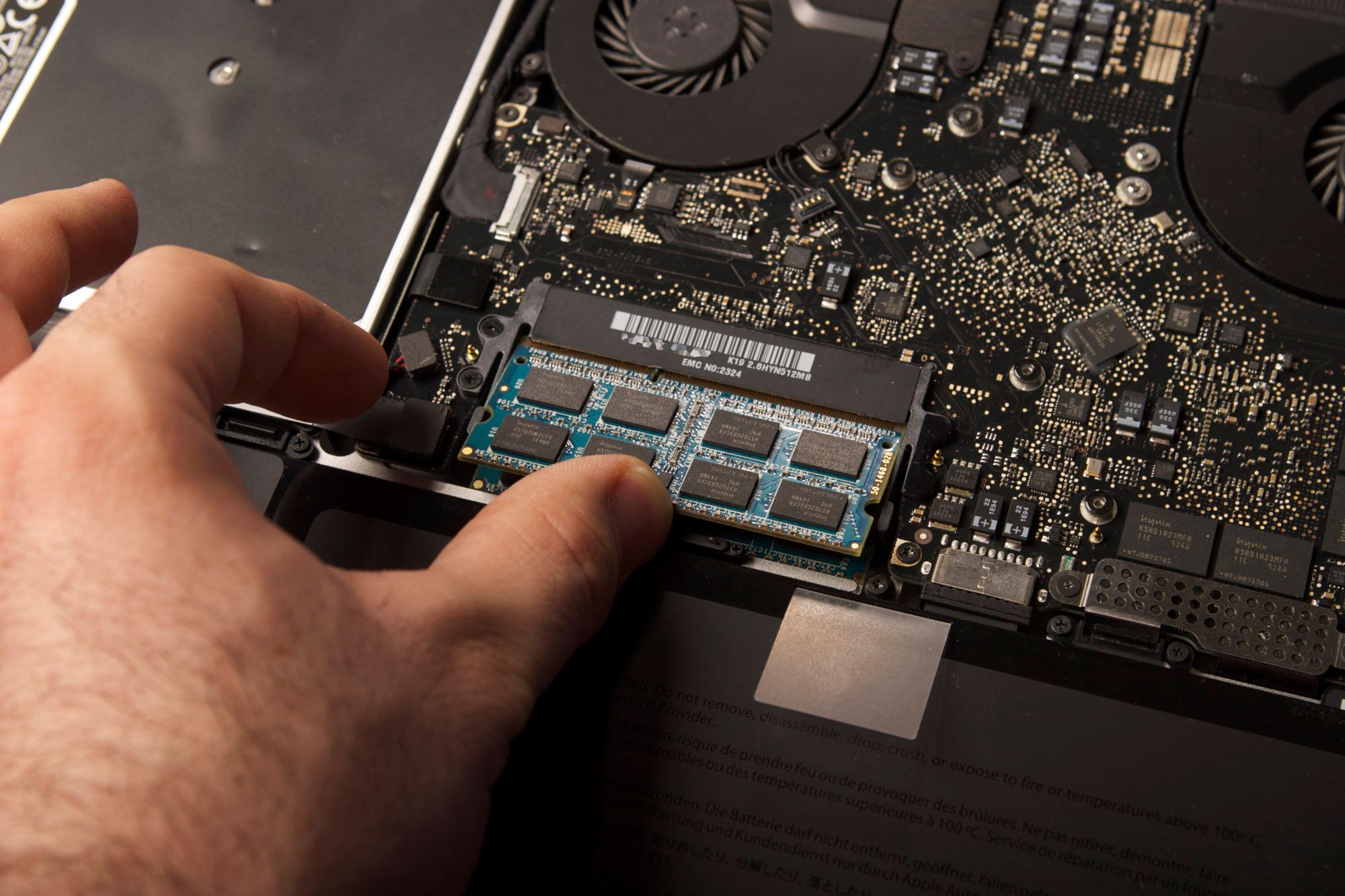 Upgrading RAM in Your MacBook Pro 13" or 15" : 19 Steps (with Pictures ...