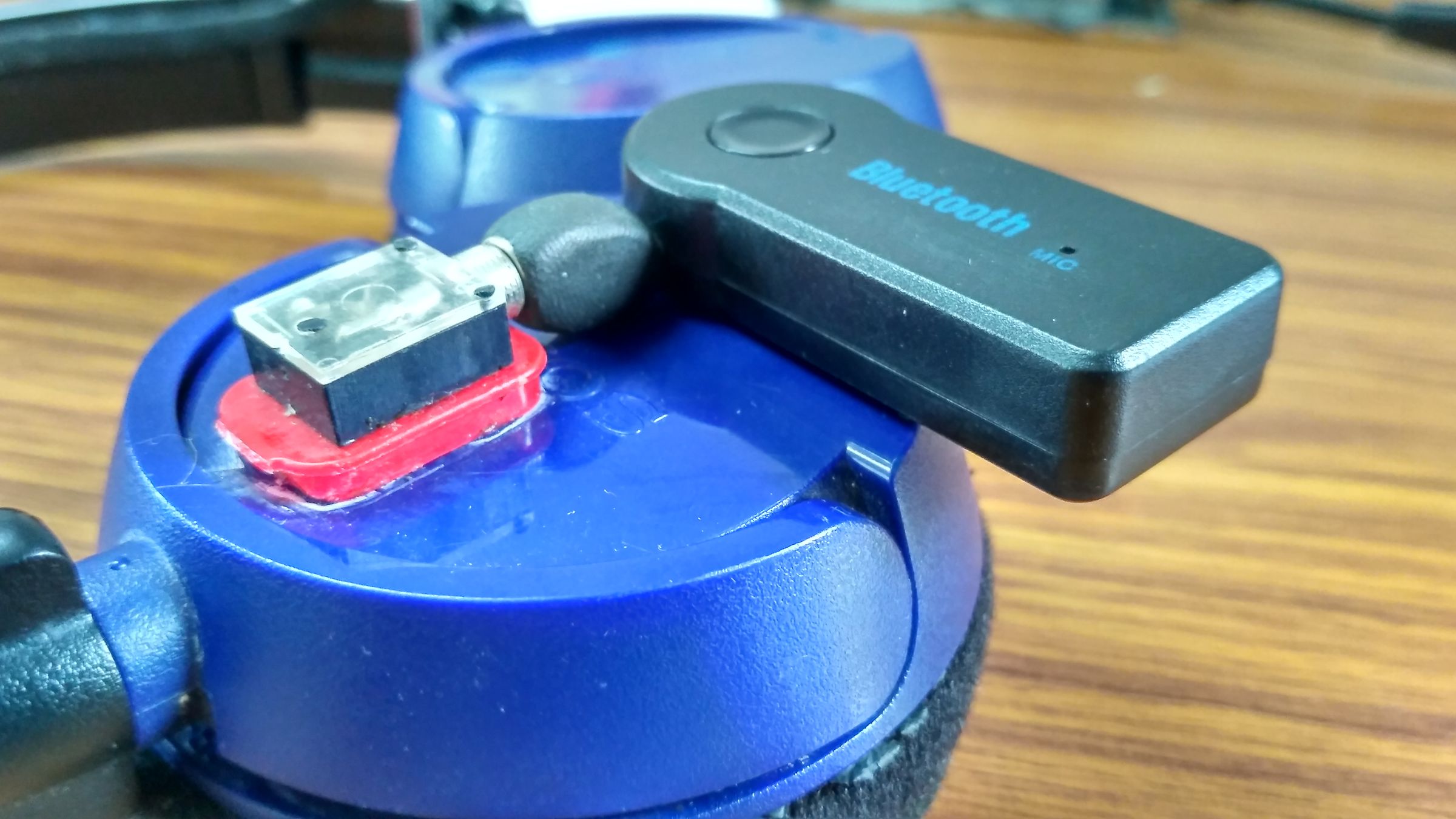 Wired to Wireless Bluetooth Headphone Convertion : 9 Steps (with ...