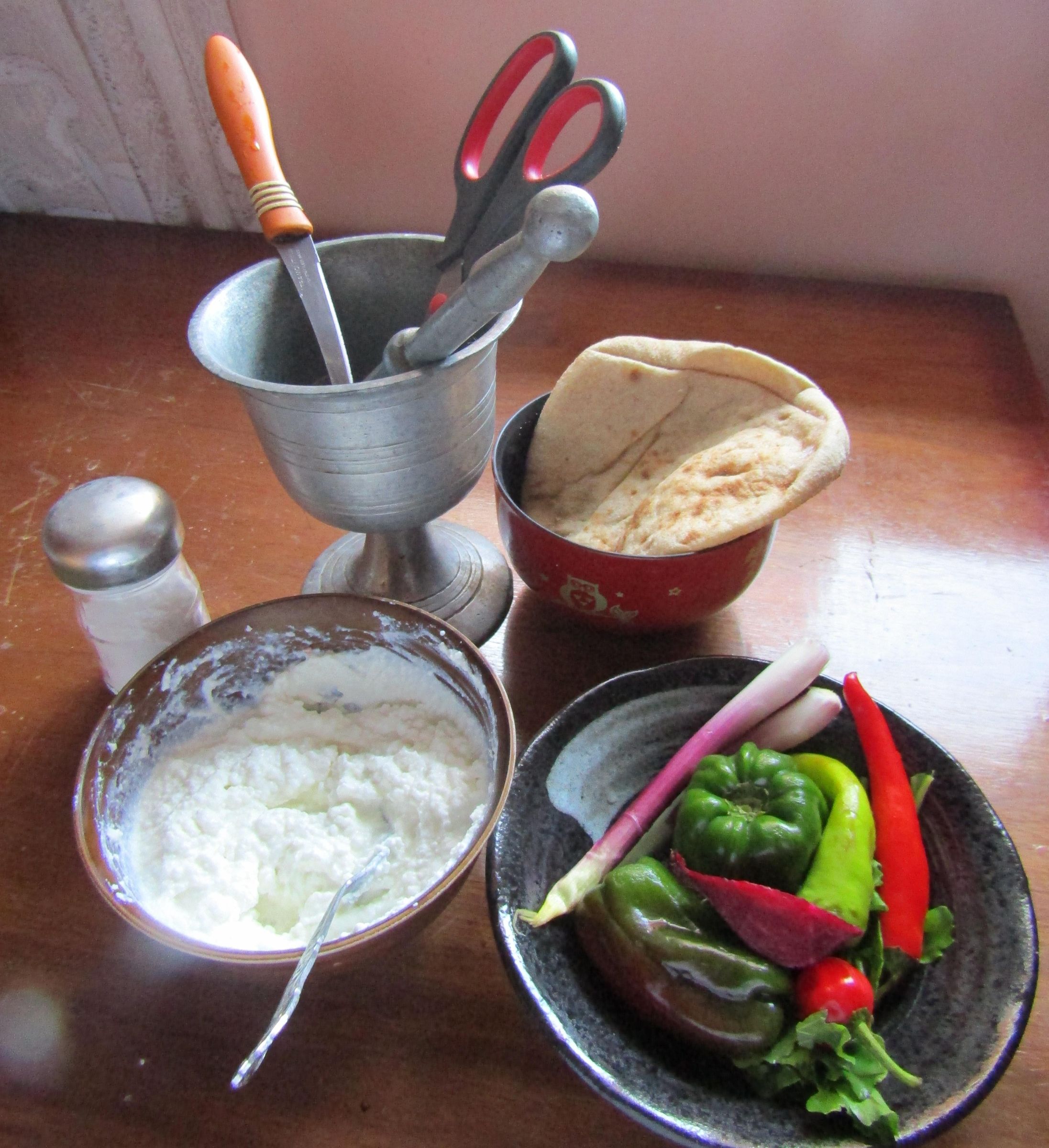 Egyptian Cottage Cheese With Green Pepper and Baladi Bread : 6 Steps ...
