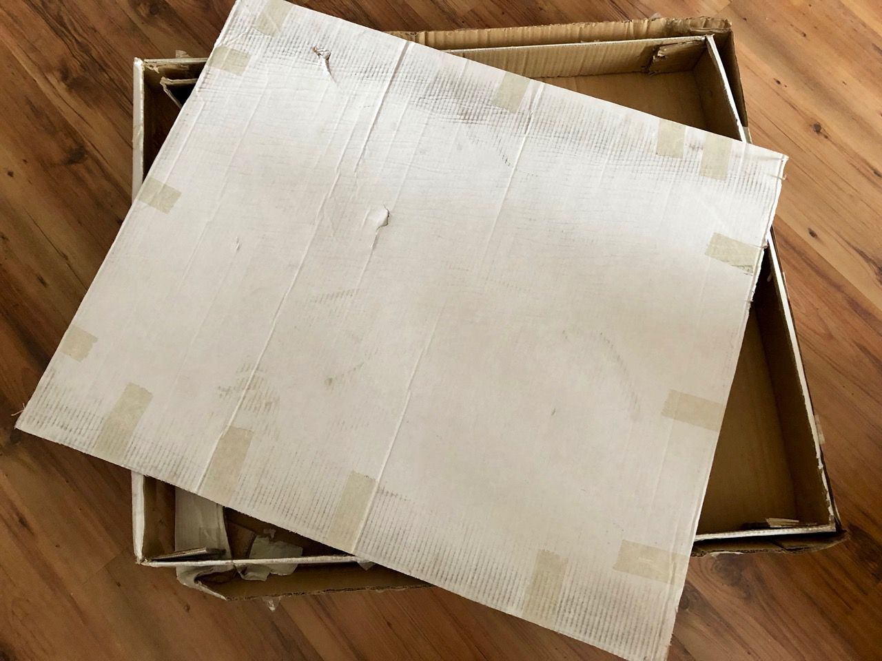 Turn a Cardboard Box Into a Playhouse : 17 Steps (with Pictures ...