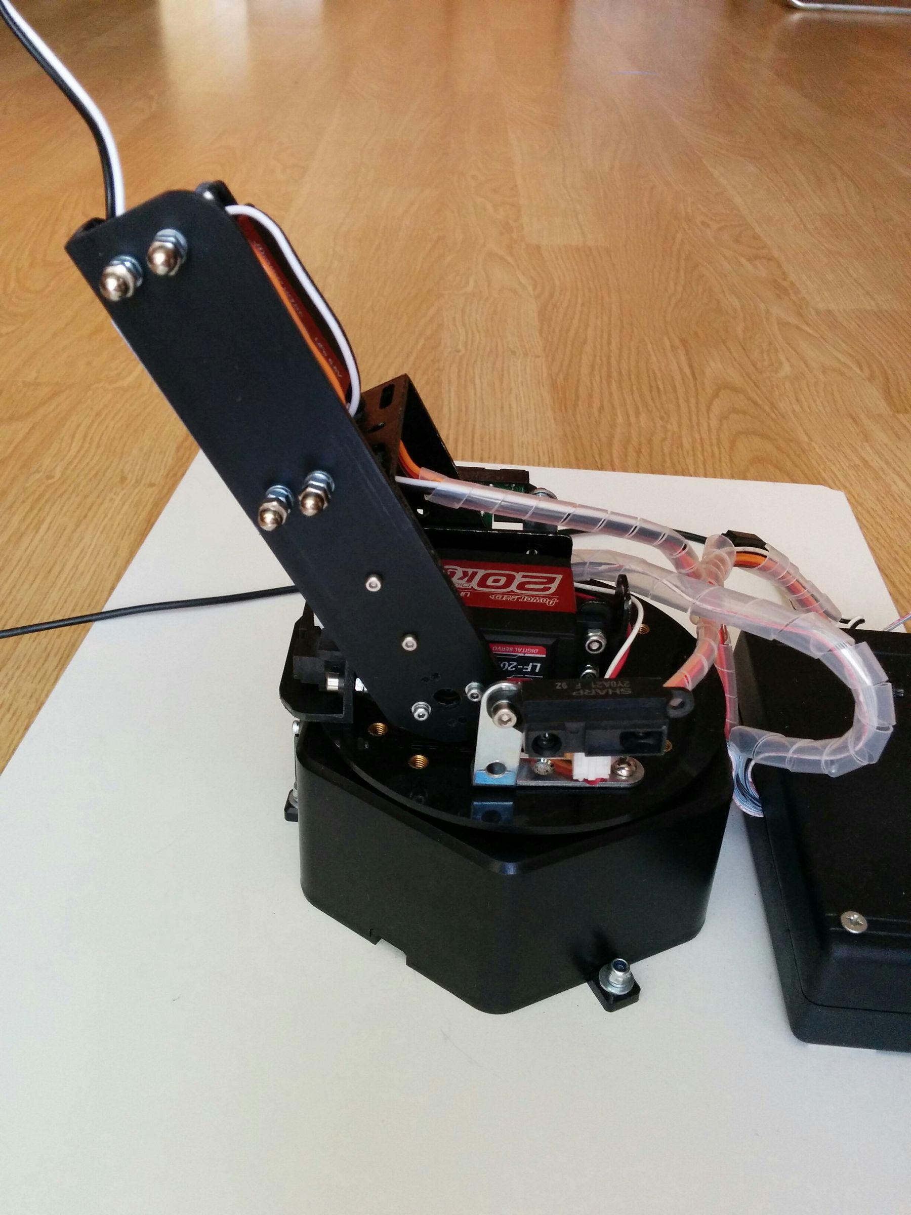 Remote Controlled Smart Robotic Arm : 6 Steps - Instructables