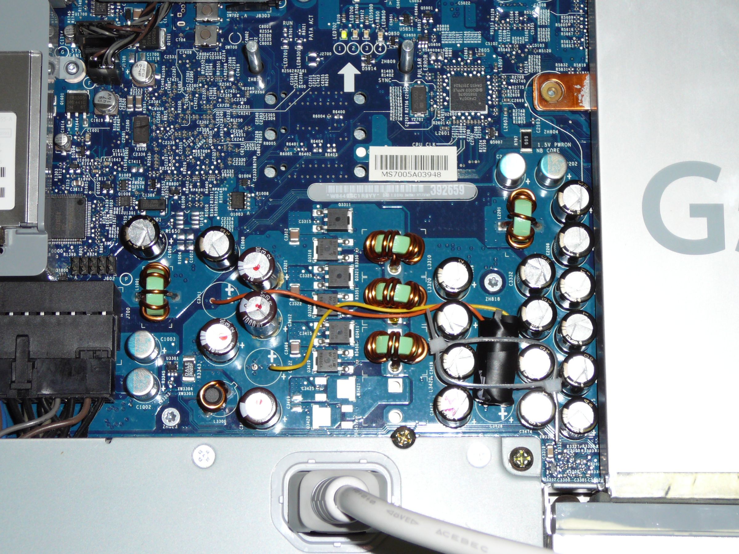 Imac G5 DIY Capacitors Repair : 9 Steps (with Pictures) - Instructables