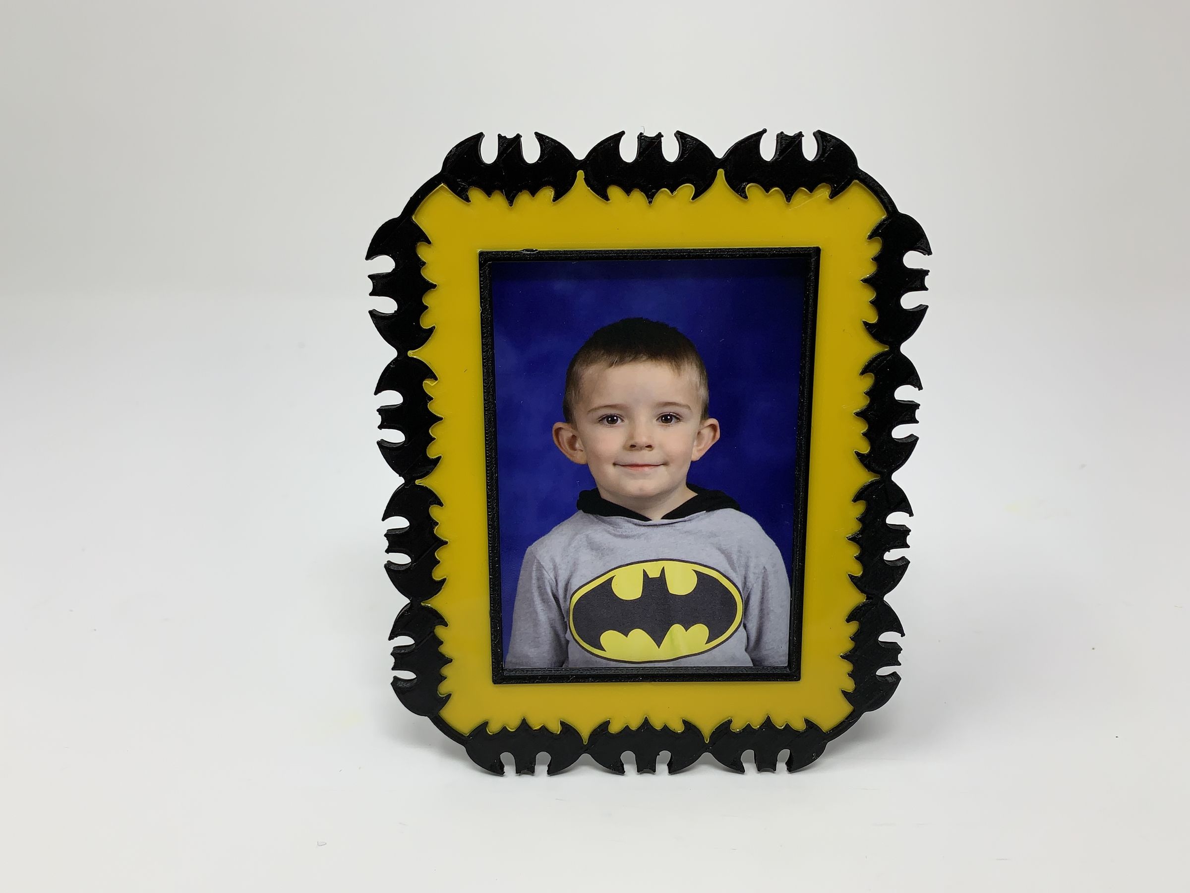 "Batman" Themed Picture Frame - Instructables