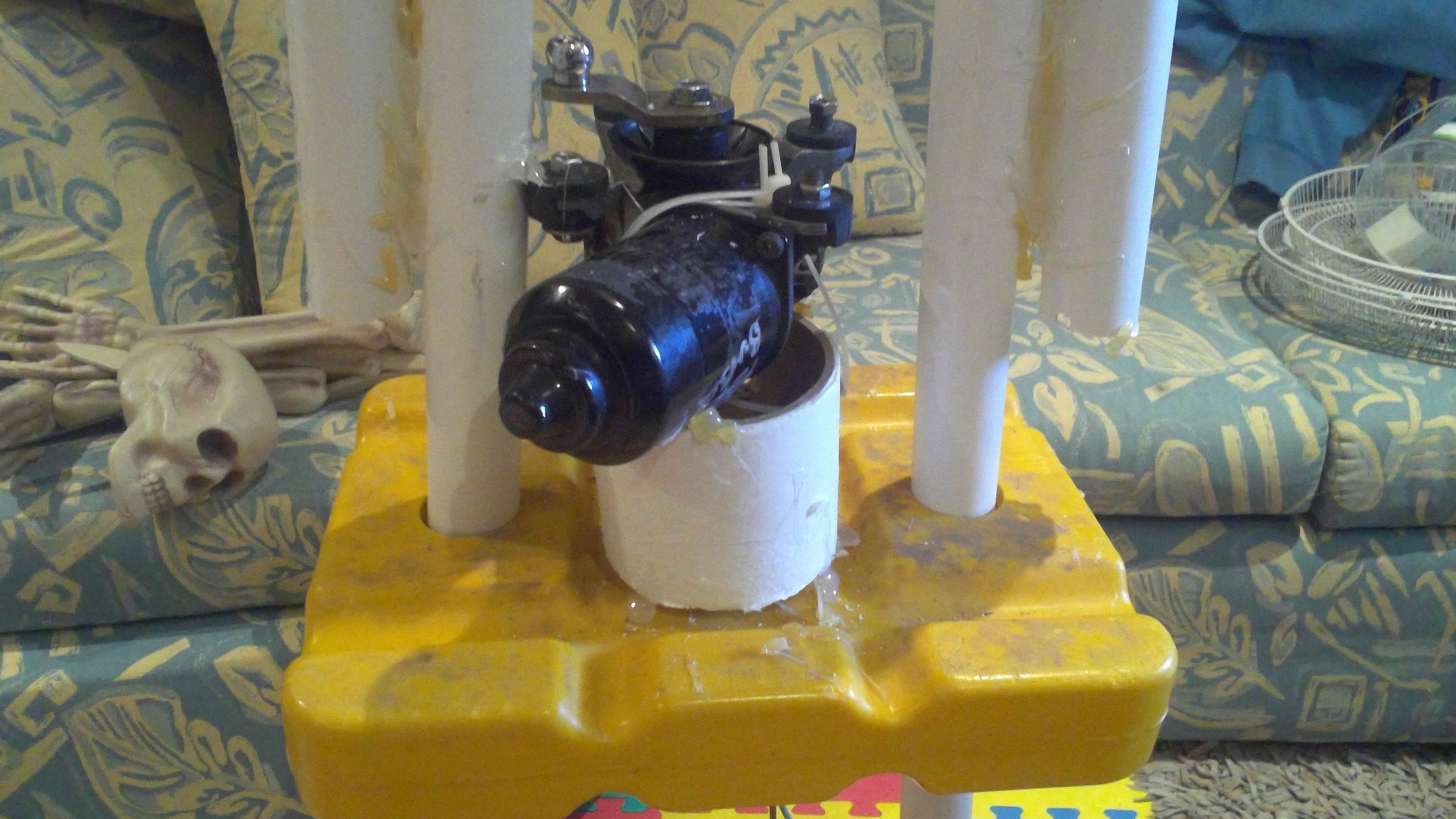 The Limping Zombie Prop : 6 Steps - Instructables