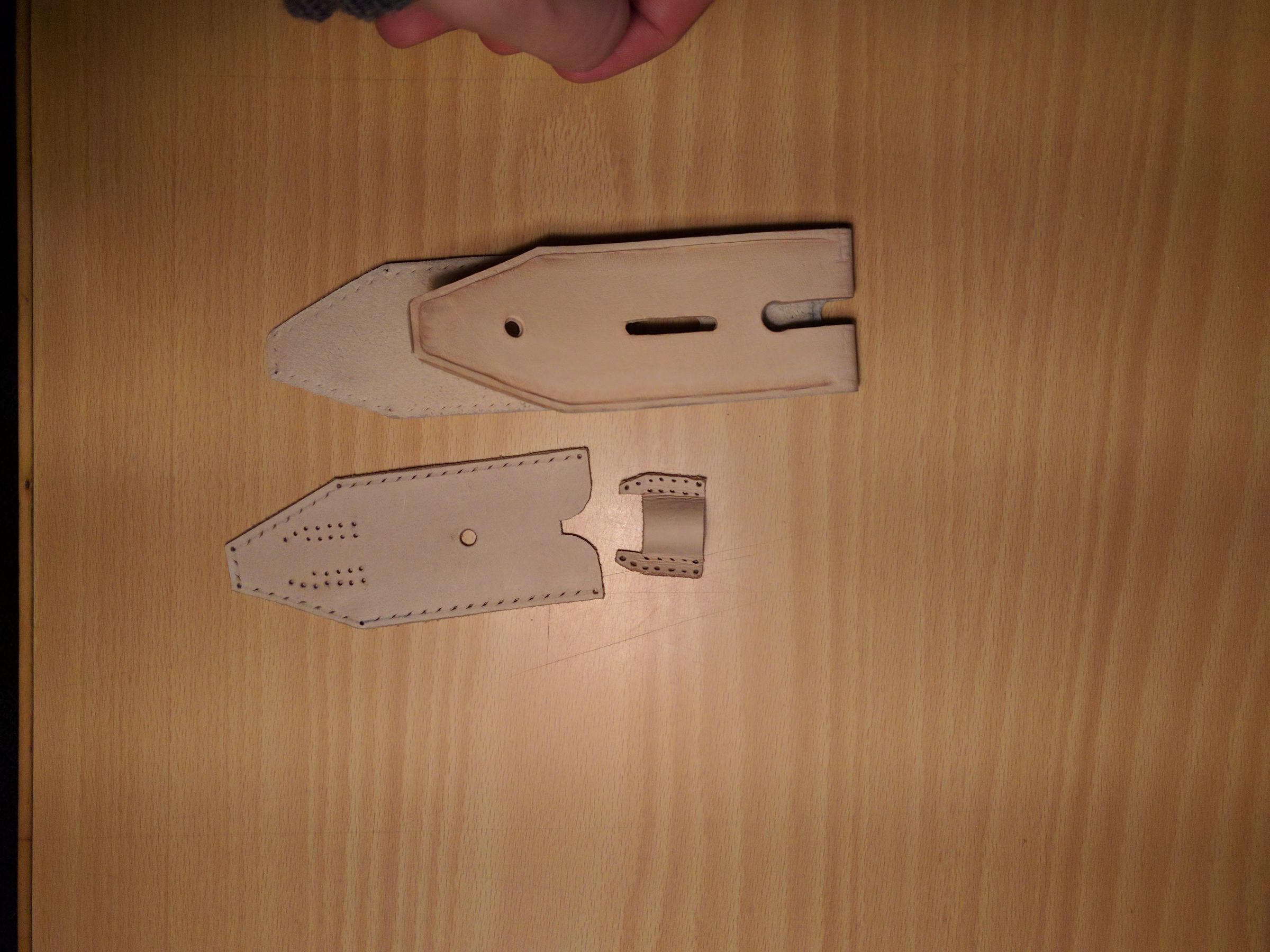 Leather Compass Case : 9 Steps (with Pictures) - Instructables