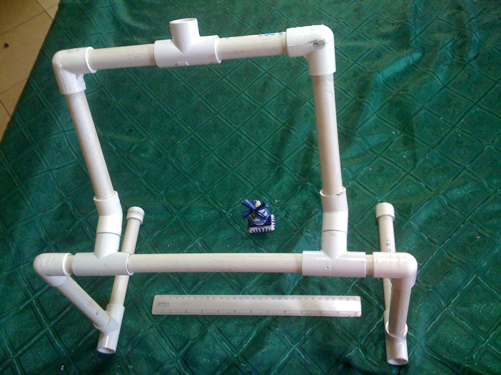 Laptop STAND PVC Table : 12 Steps - Instructables