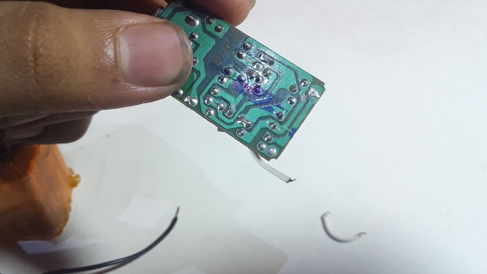 Usb Wall Outlet Hack : 9 Steps (with Pictures) - Instructables