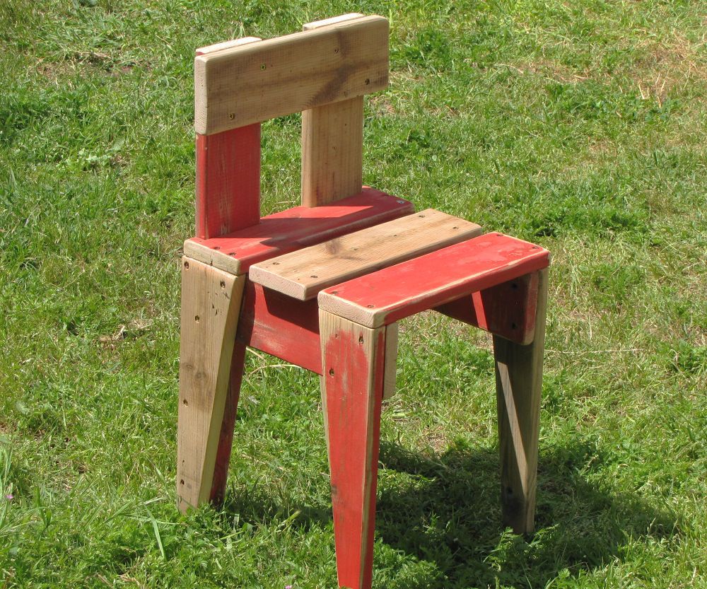 How to Make a Kids Chair From Reclaimed Wood : 8 Steps (with Pictures ...