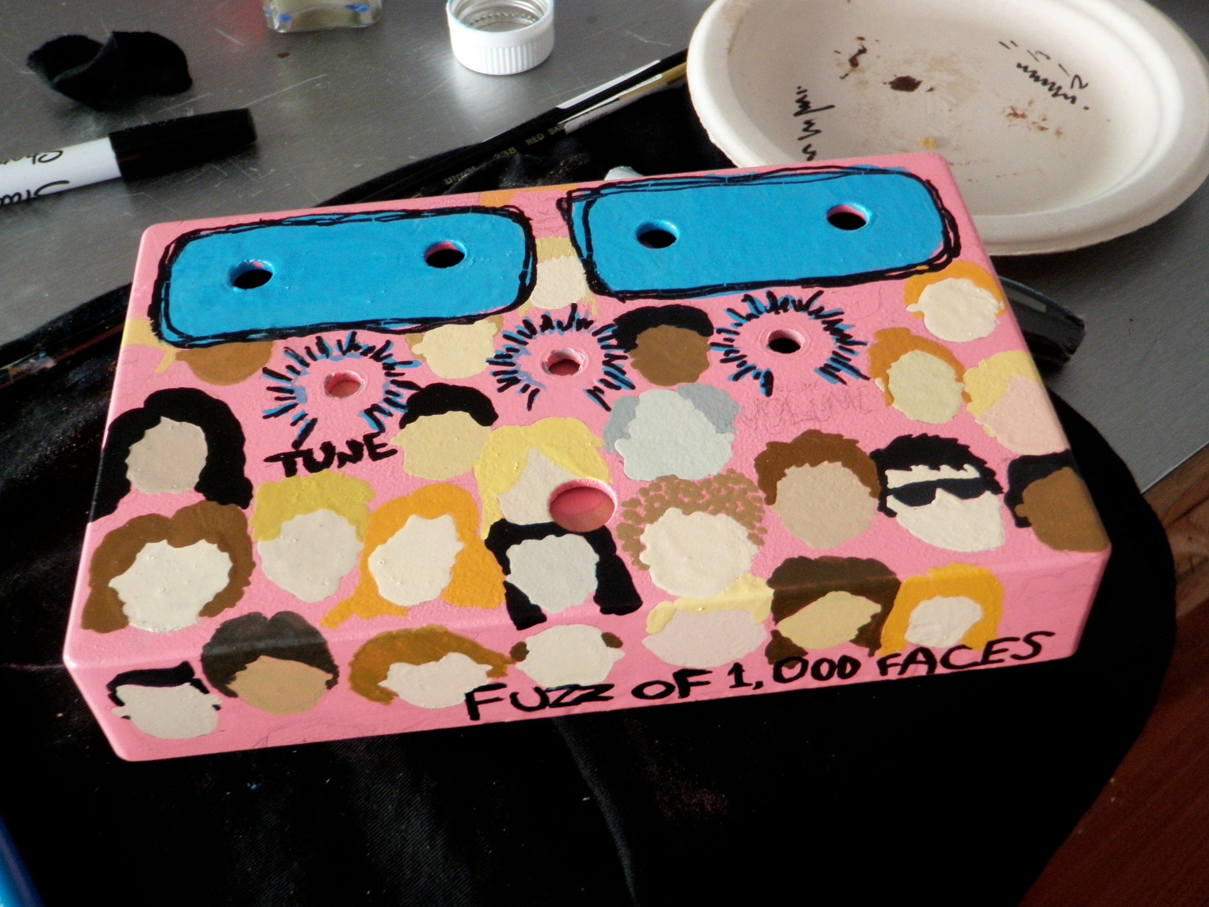 The Fuzz of 1000 Faces : 16 Steps (with Pictures) - Instructables