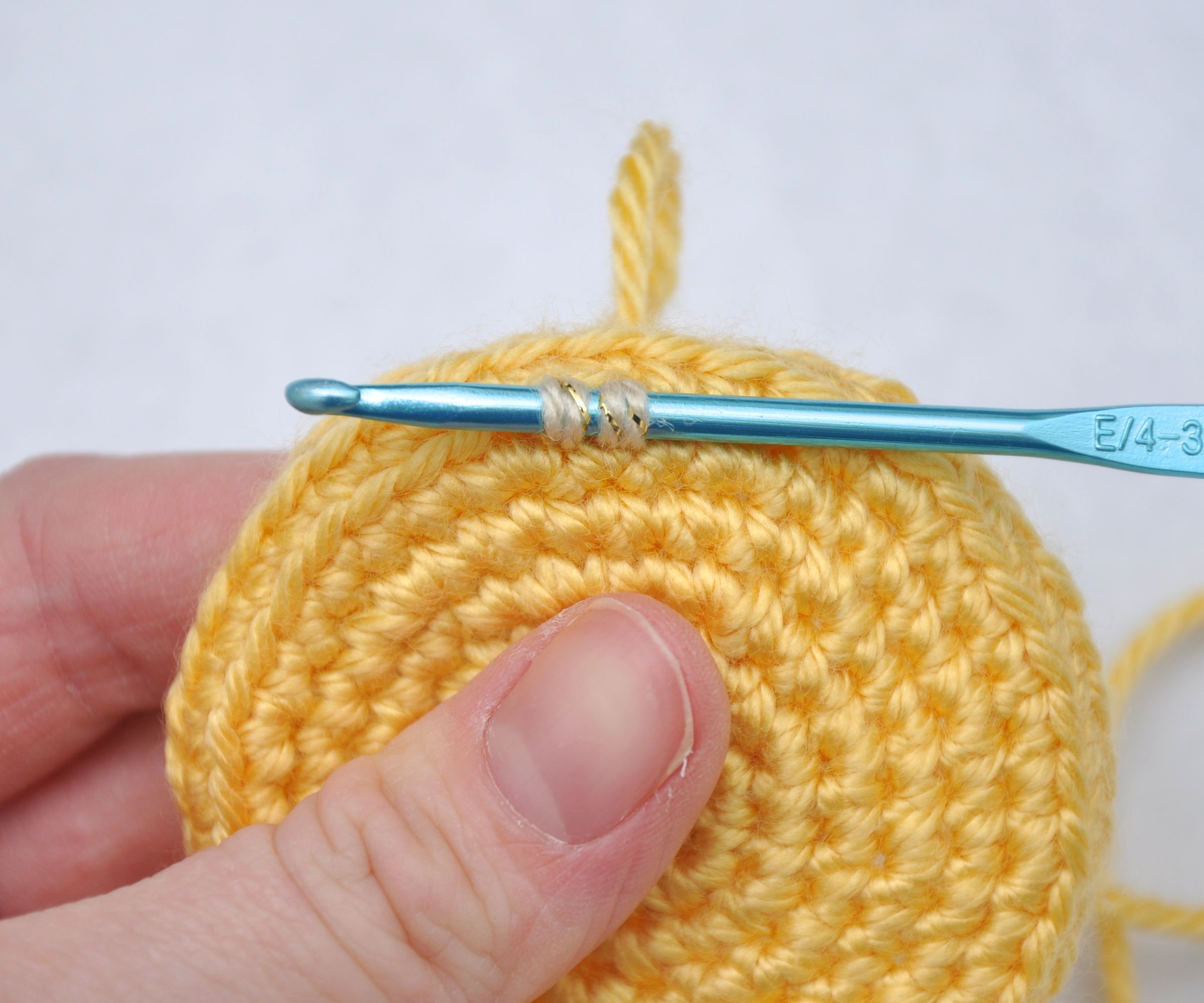 Crochet Medals : 8 Steps (with Pictures) - Instructables