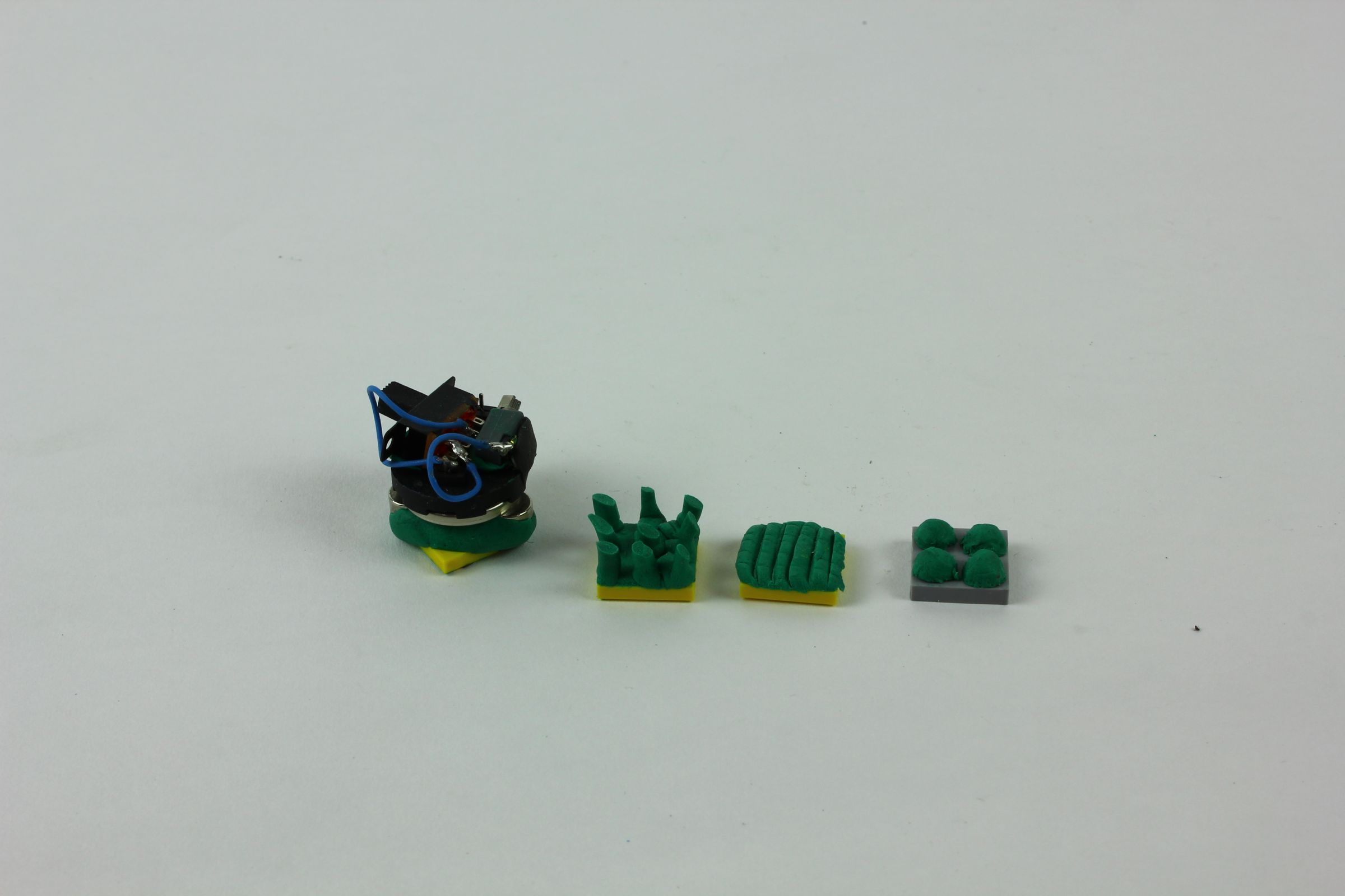 How to Build Your Modular Vibrating Robot : 6 Steps (with Pictures ...