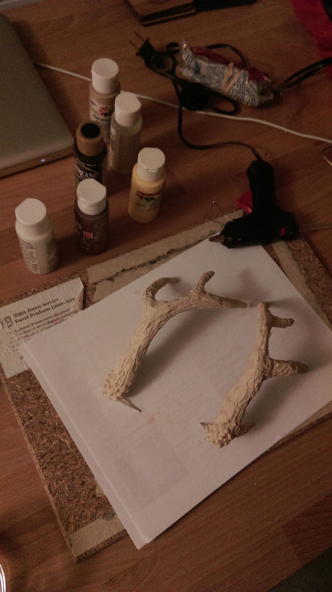 Easy, Lightweight Antlers or Horns : 6 Steps (with Pictures ...