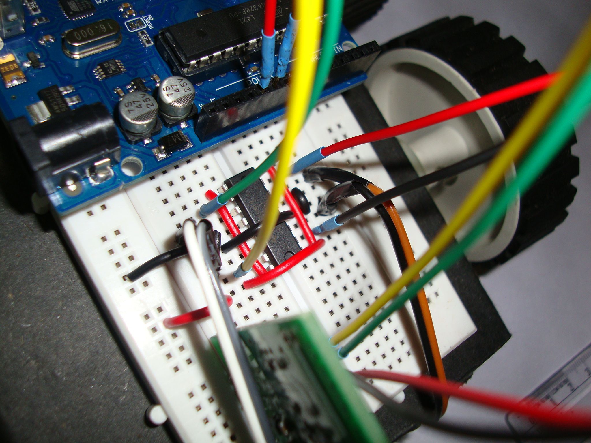 DIY Laptop Controlled Robot V1.0 : 13 Steps (with Pictures) - Instructables