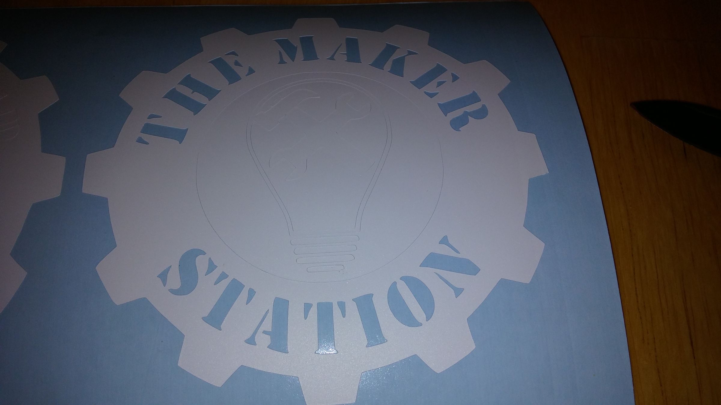 Custom Vinyl Window Decal : 7 Steps (with Pictures) - Instructables