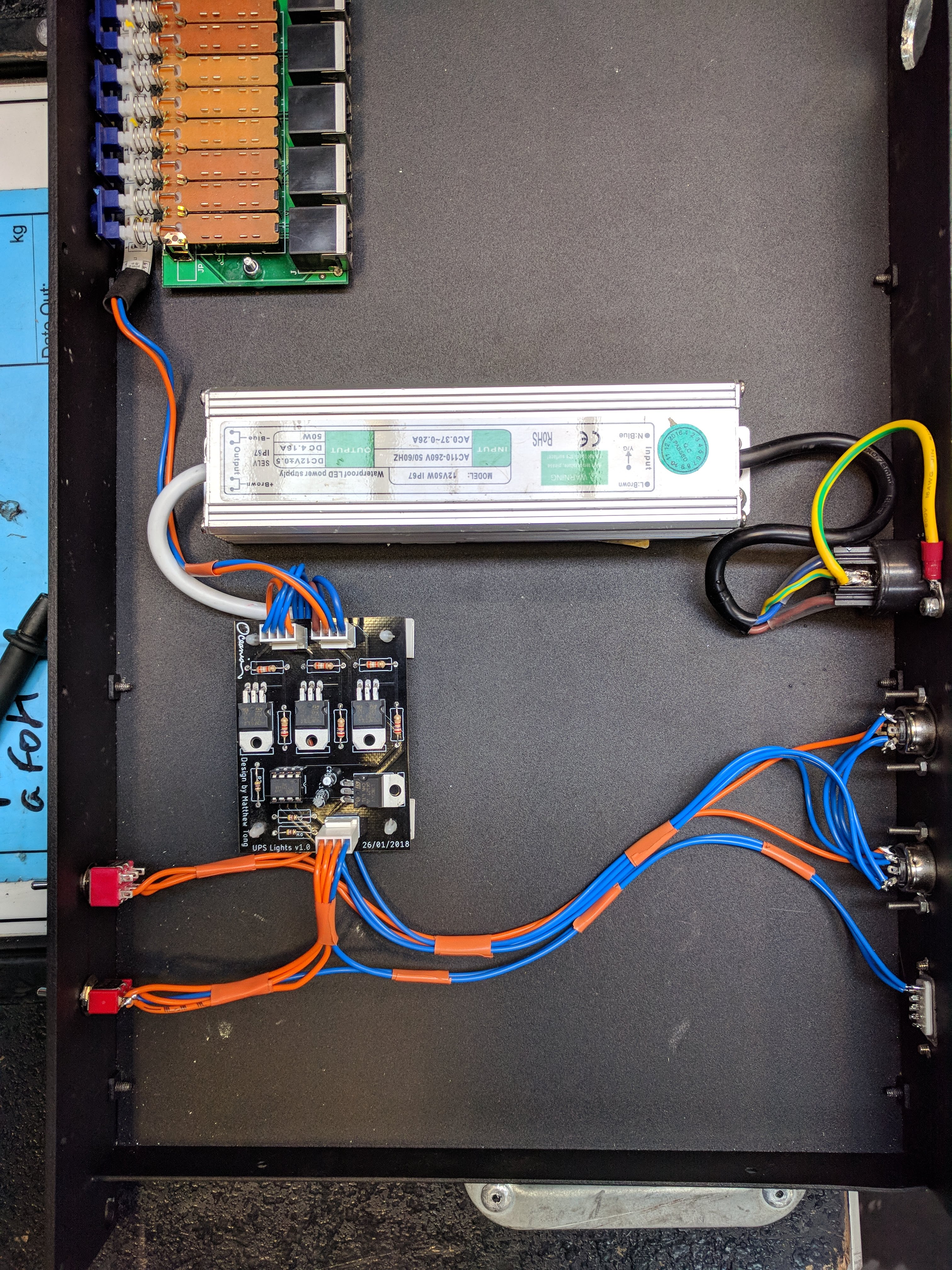 UPS Warning Lights : 4 Steps - Instructables