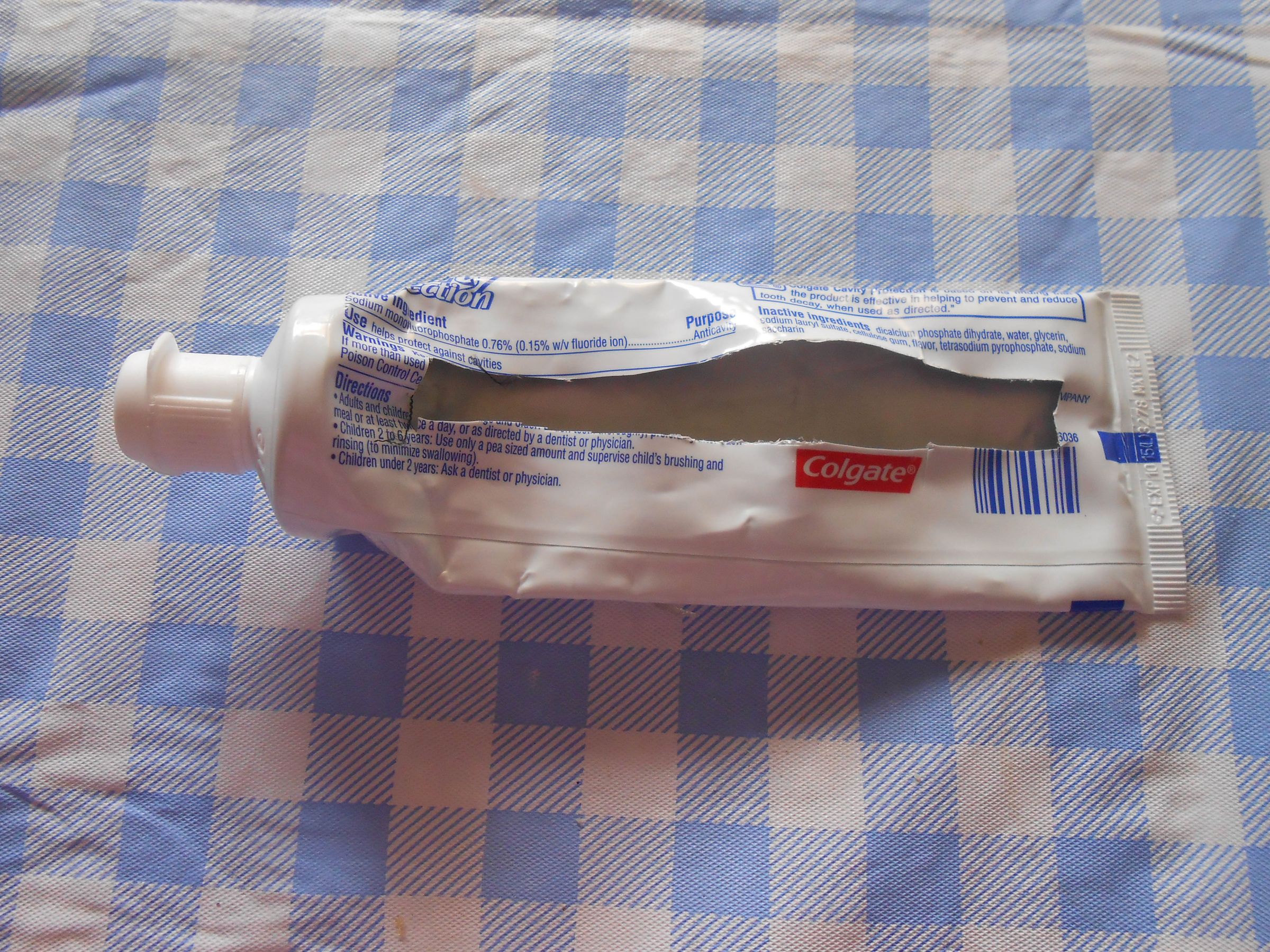 Toothpaste Tube Change Purse : 6 Steps (with Pictures) - Instructables