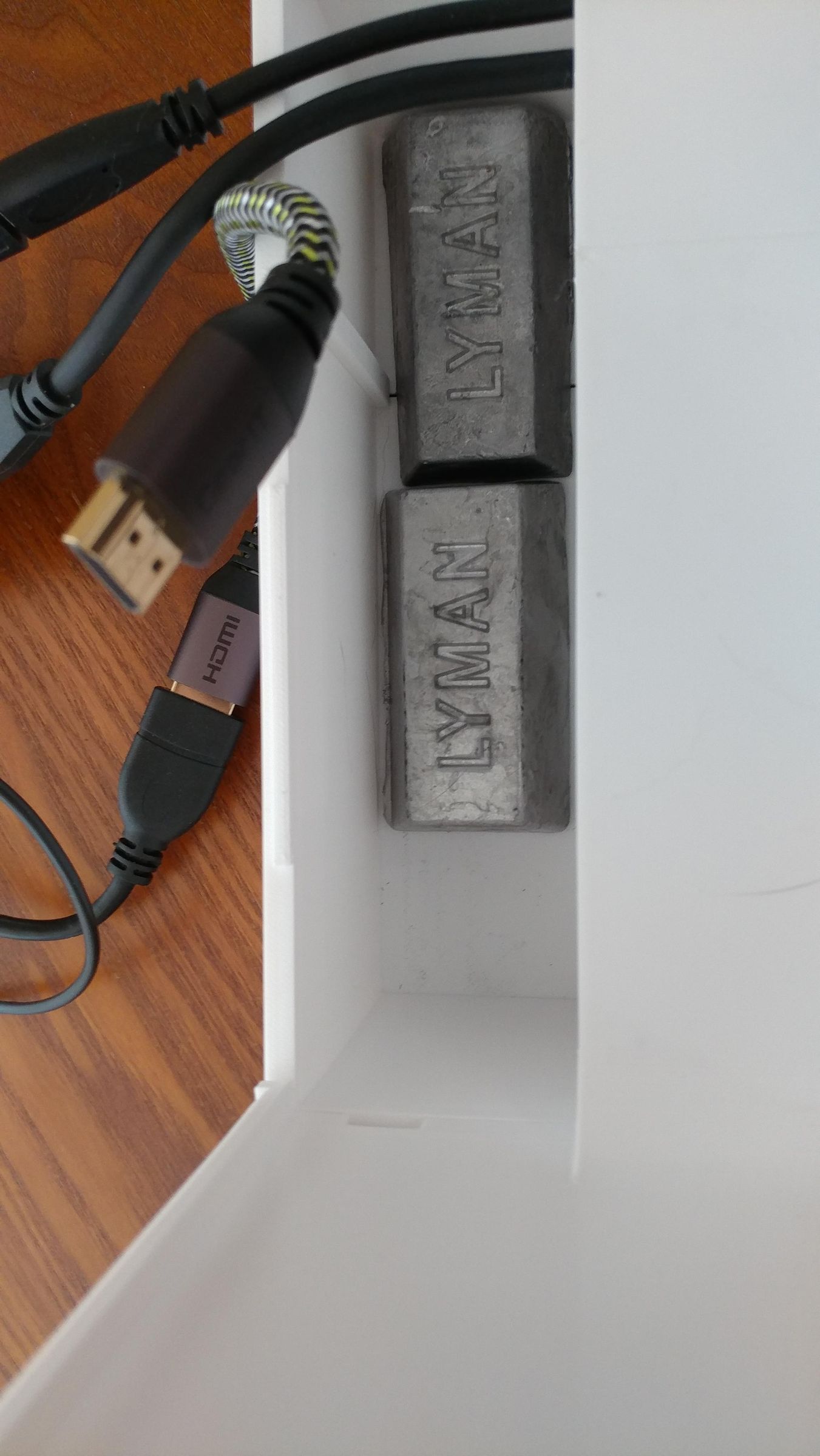 2:3 Scale VT100 Terminal Reproduction Facade Build : 7 Steps (with ...