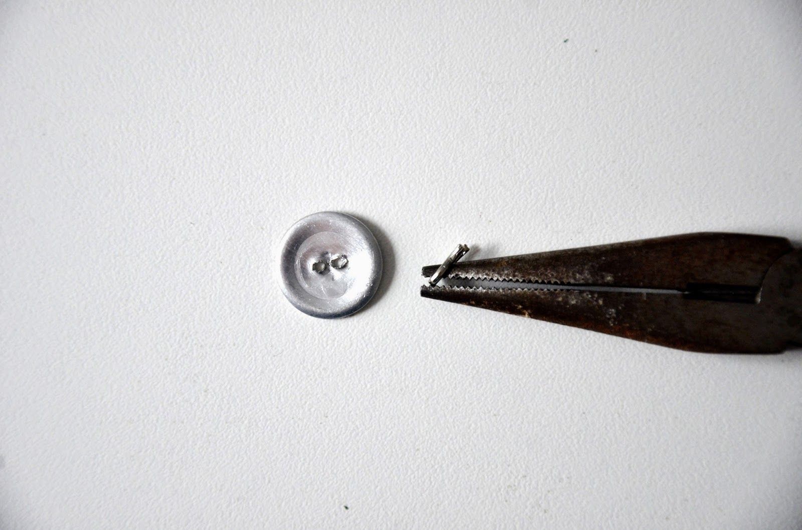 DIY Button Earrings : 7 Steps (with Pictures) - Instructables