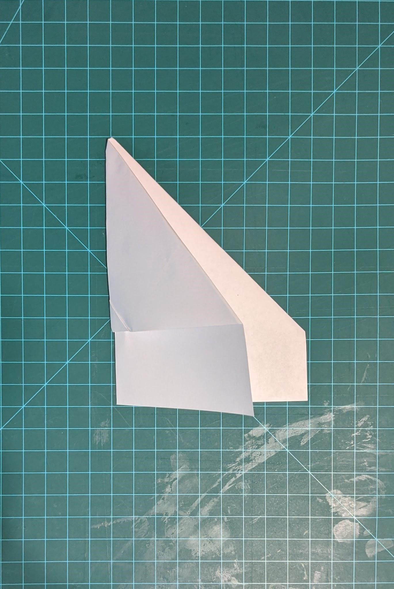 How to Make Paper Airplanes- 4 Simple Designs : 28 Steps - Instructables