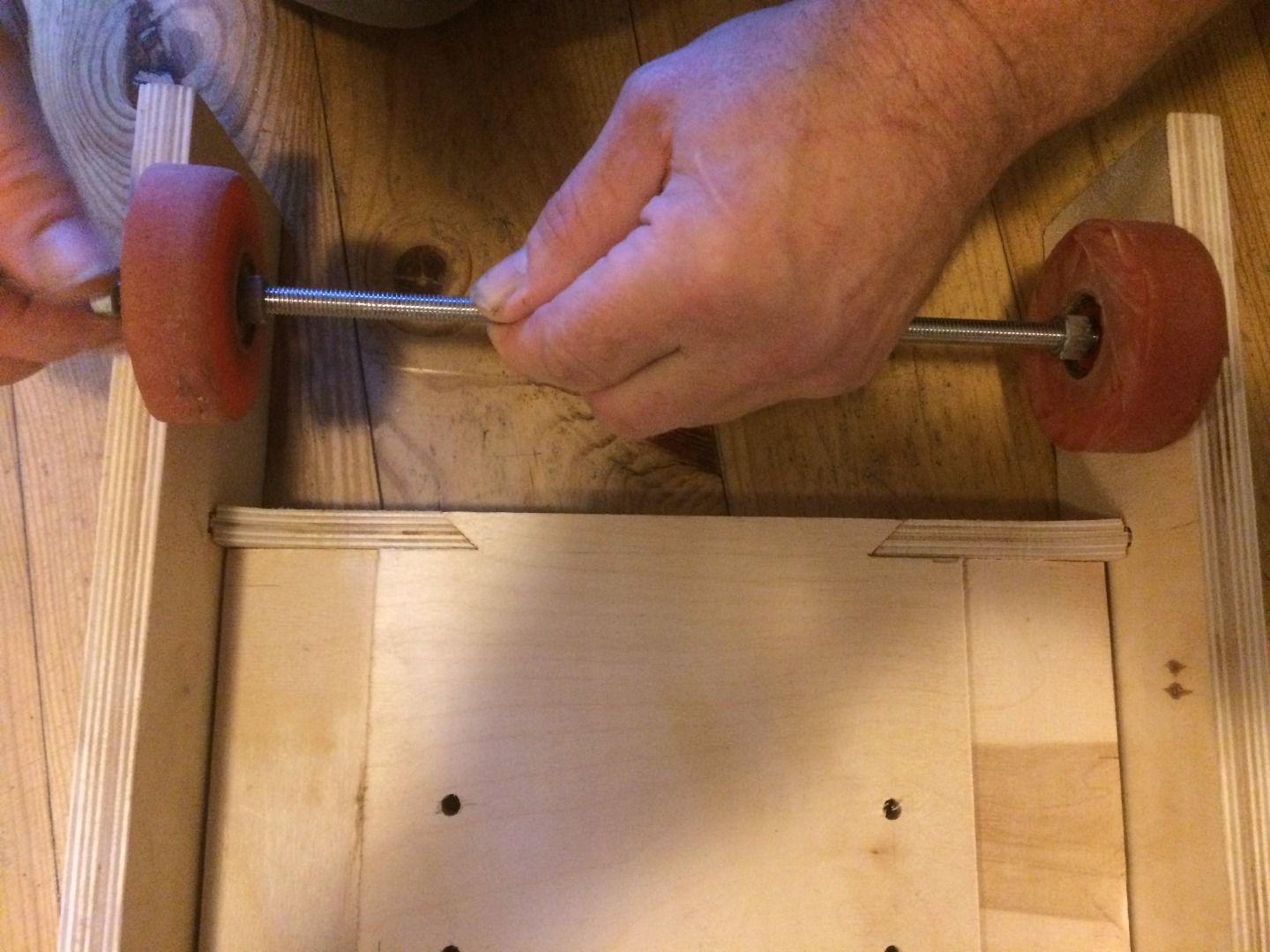 Kuna Puzzle Wheel: How to Assemble a Modular Plywood Pet Training ...