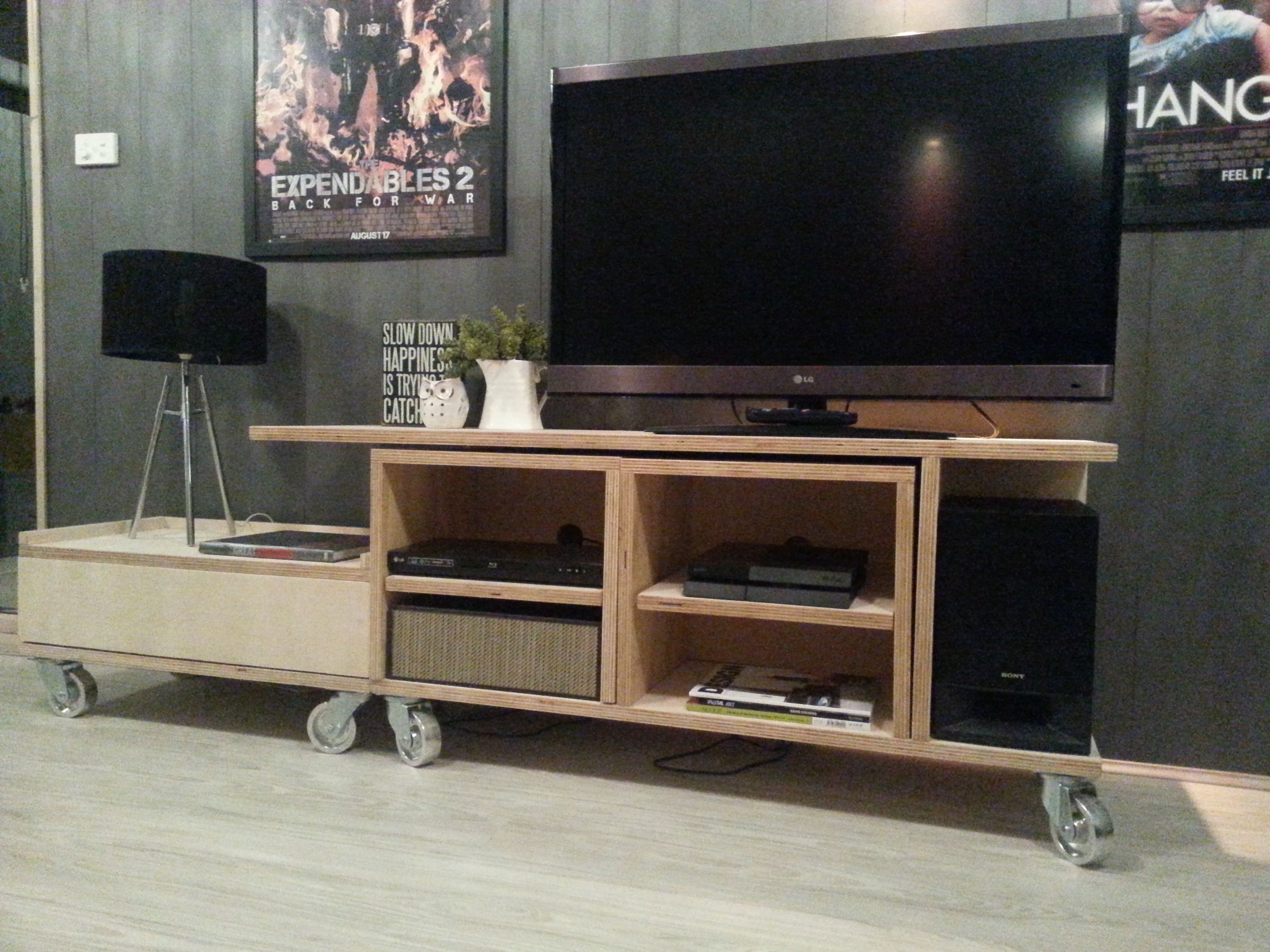 Multi-purpose Entertainment Unit : 6 Steps (with Pictures) - Instructables