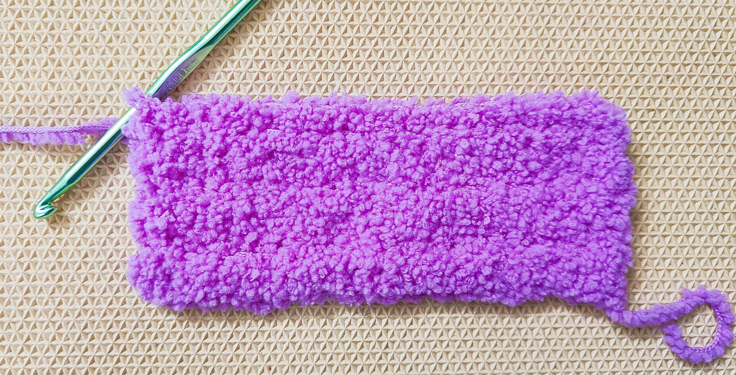Easy Crochet Scarf With Snuggle Yarn : 5 Steps (with Pictures ...