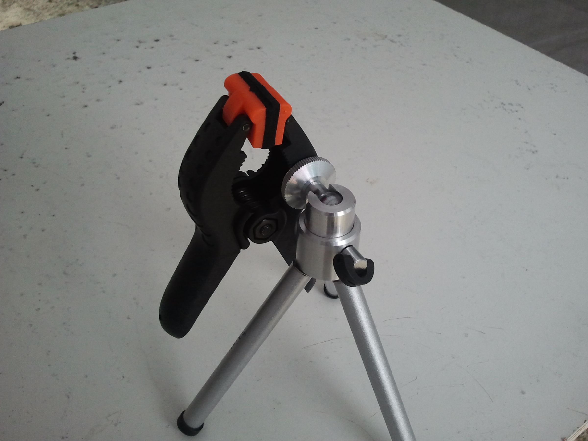Tripod Clamp - Instructables