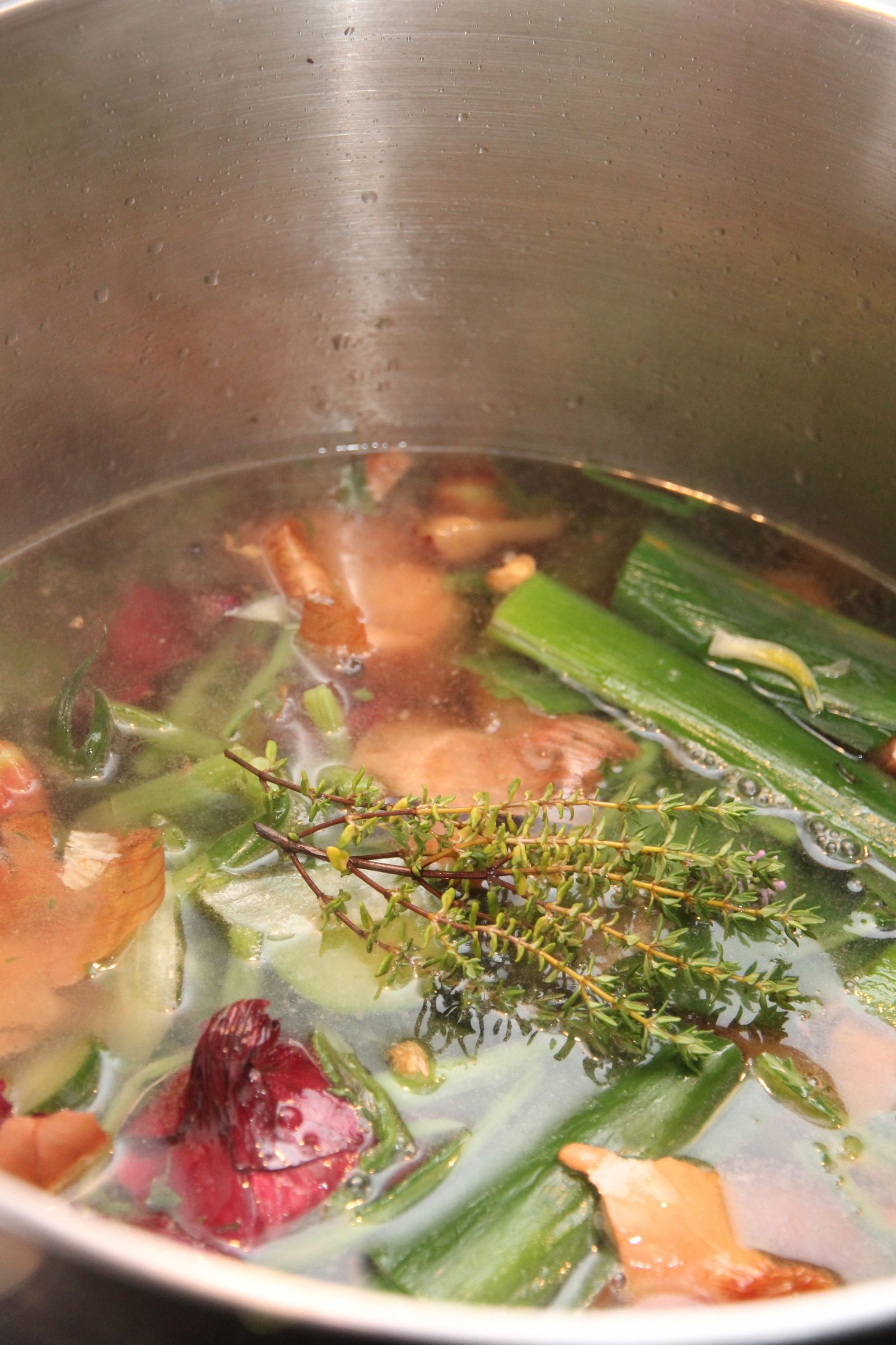 From Kitchen Scraps to Broth : 6 Steps (with Pictures) - Instructables
