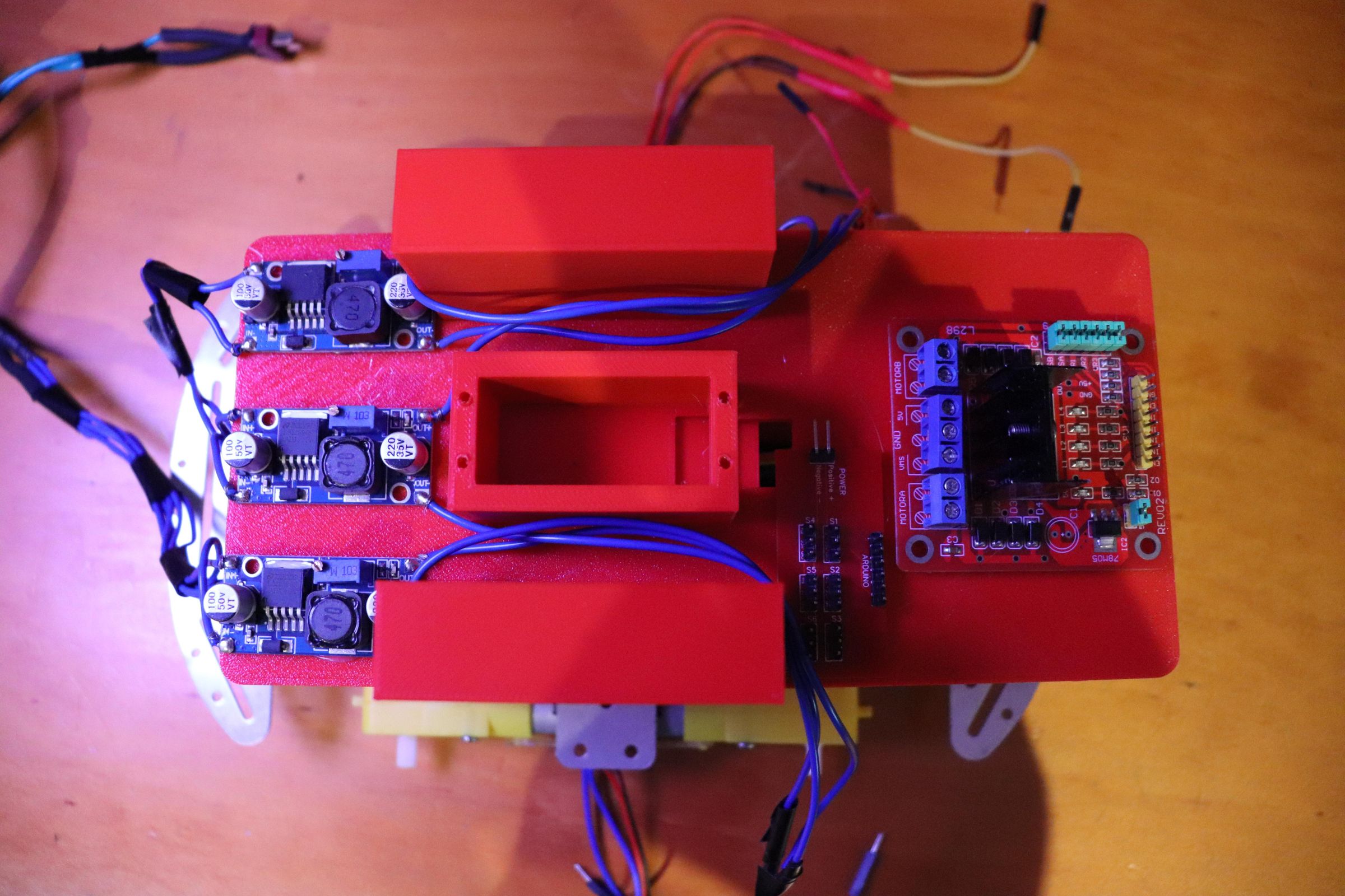 Bluetooth Controlled Claw Robot : 20 Steps (with Pictures) - Instructables