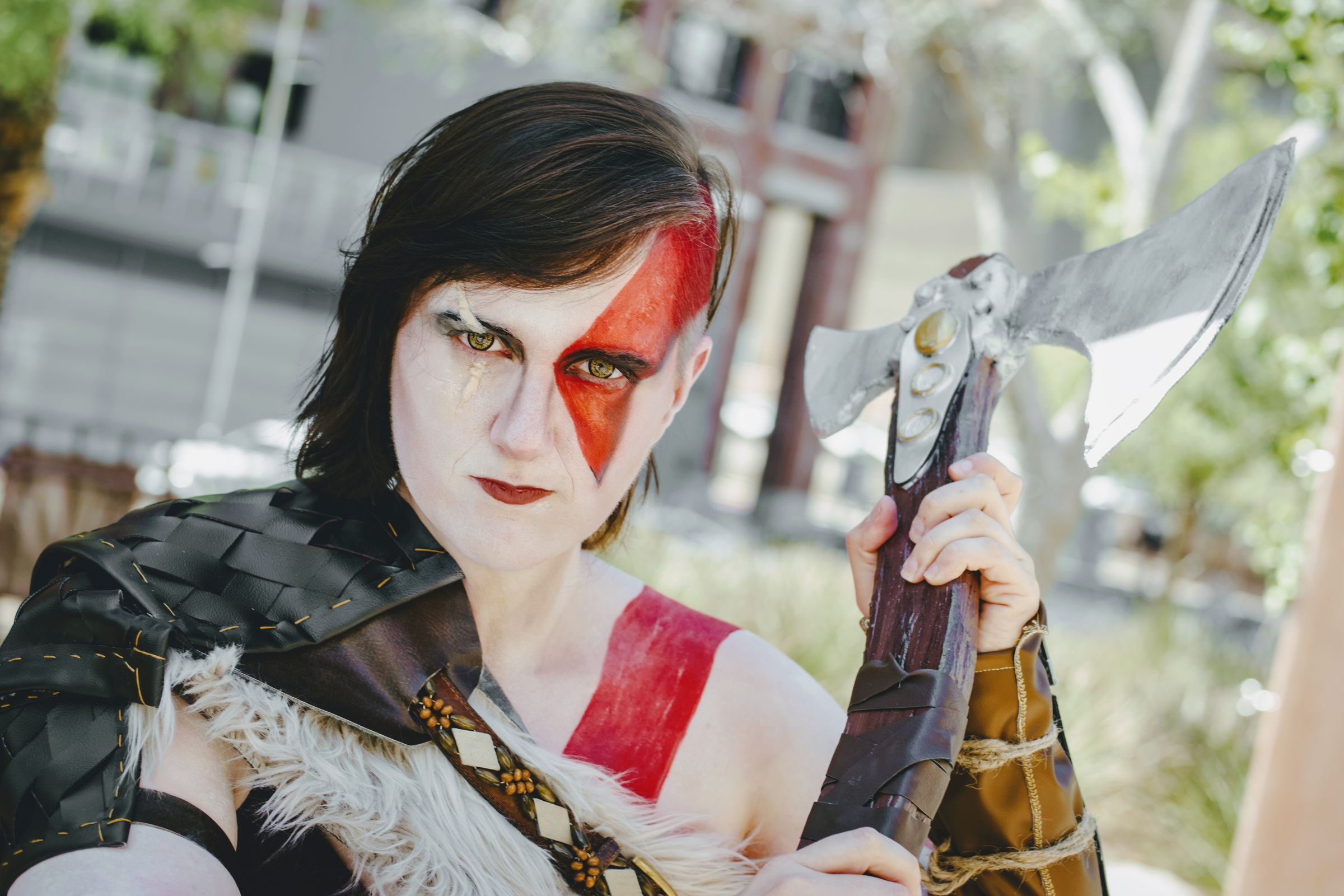 Fem Kratos Cosplay Build : 5 Steps (with Pictures) - Instructables