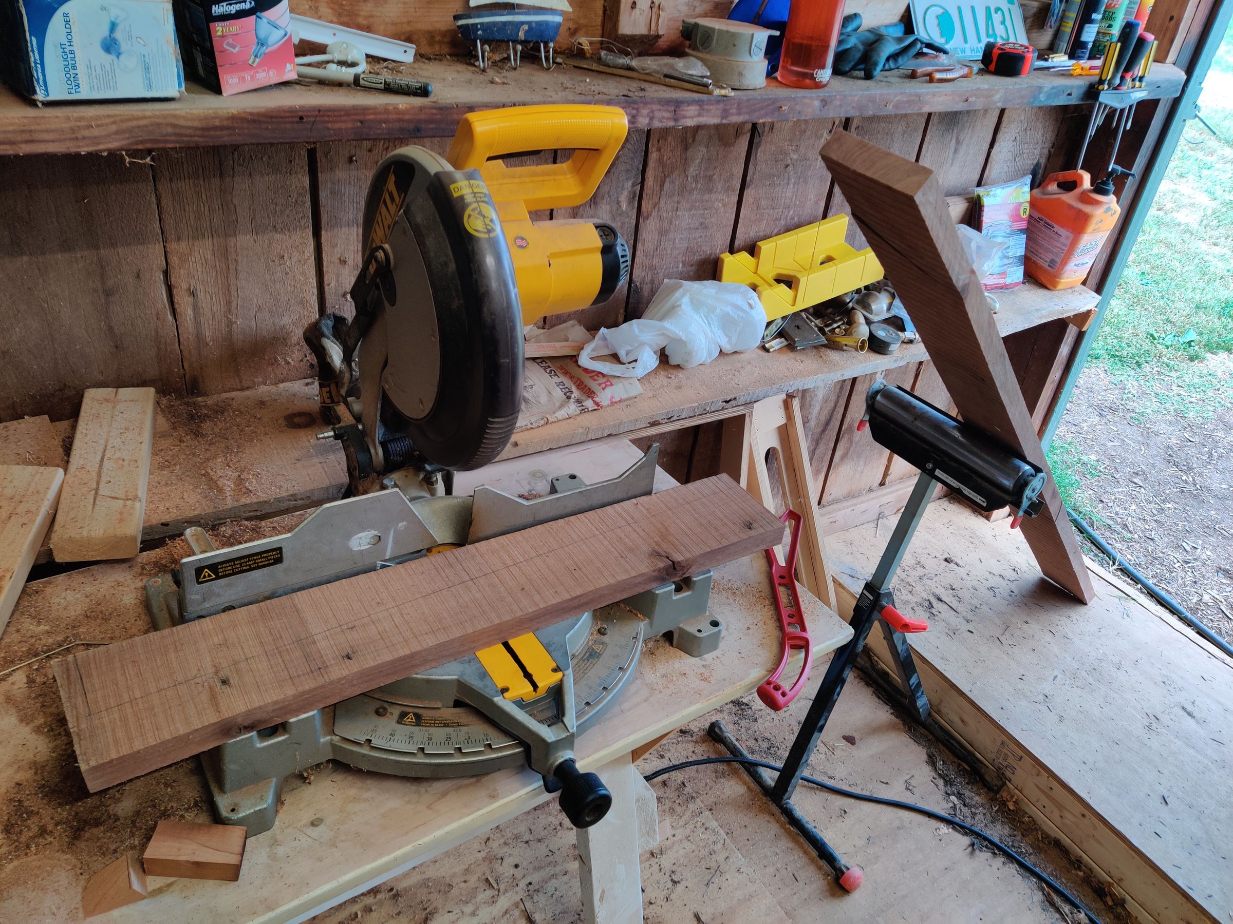 Table With Hidden Lamp : 11 Steps (with Pictures) - Instructables