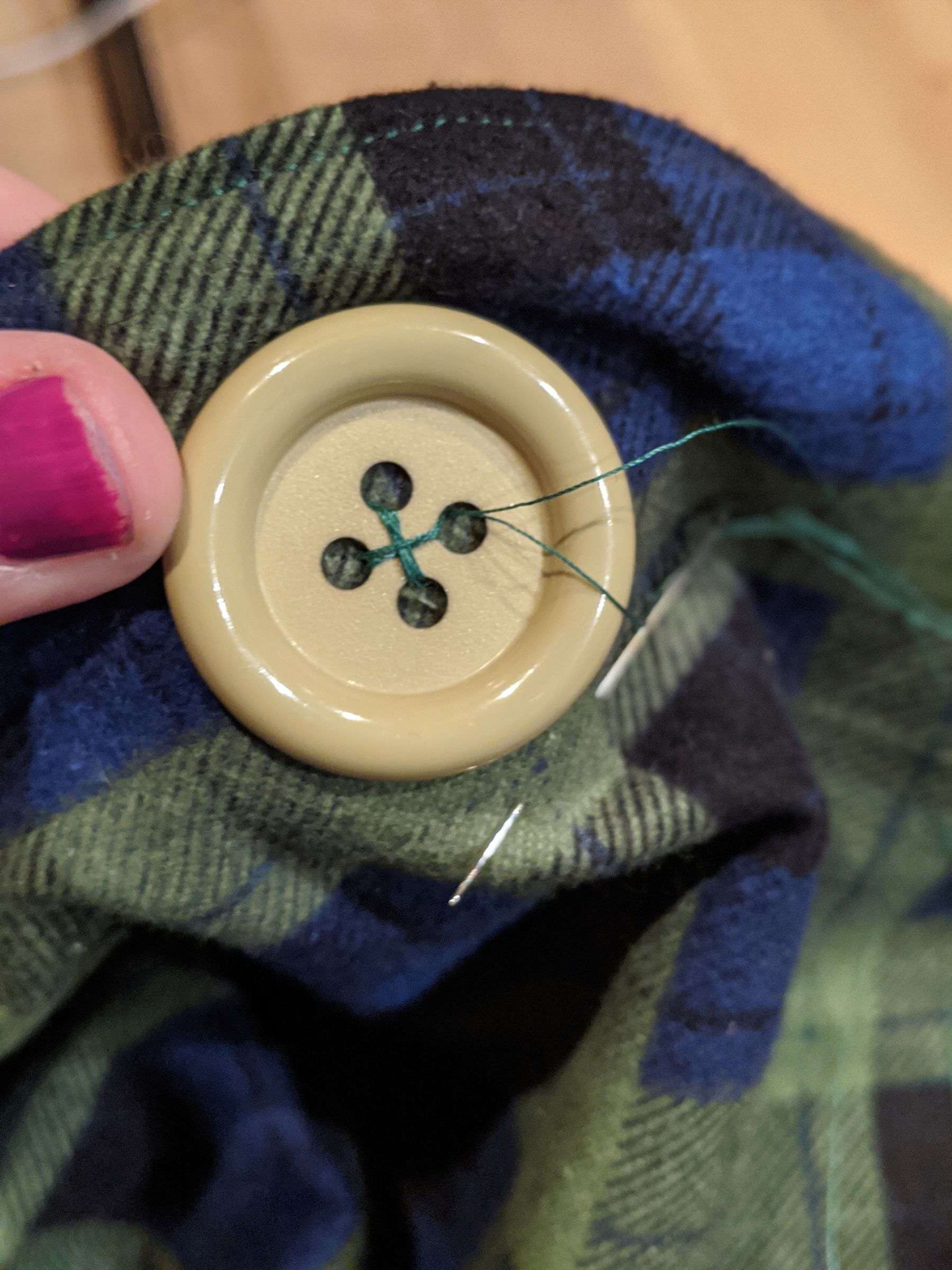 Cozy Reversible Hooded Capelet : 14 Steps (with Pictures) - Instructables