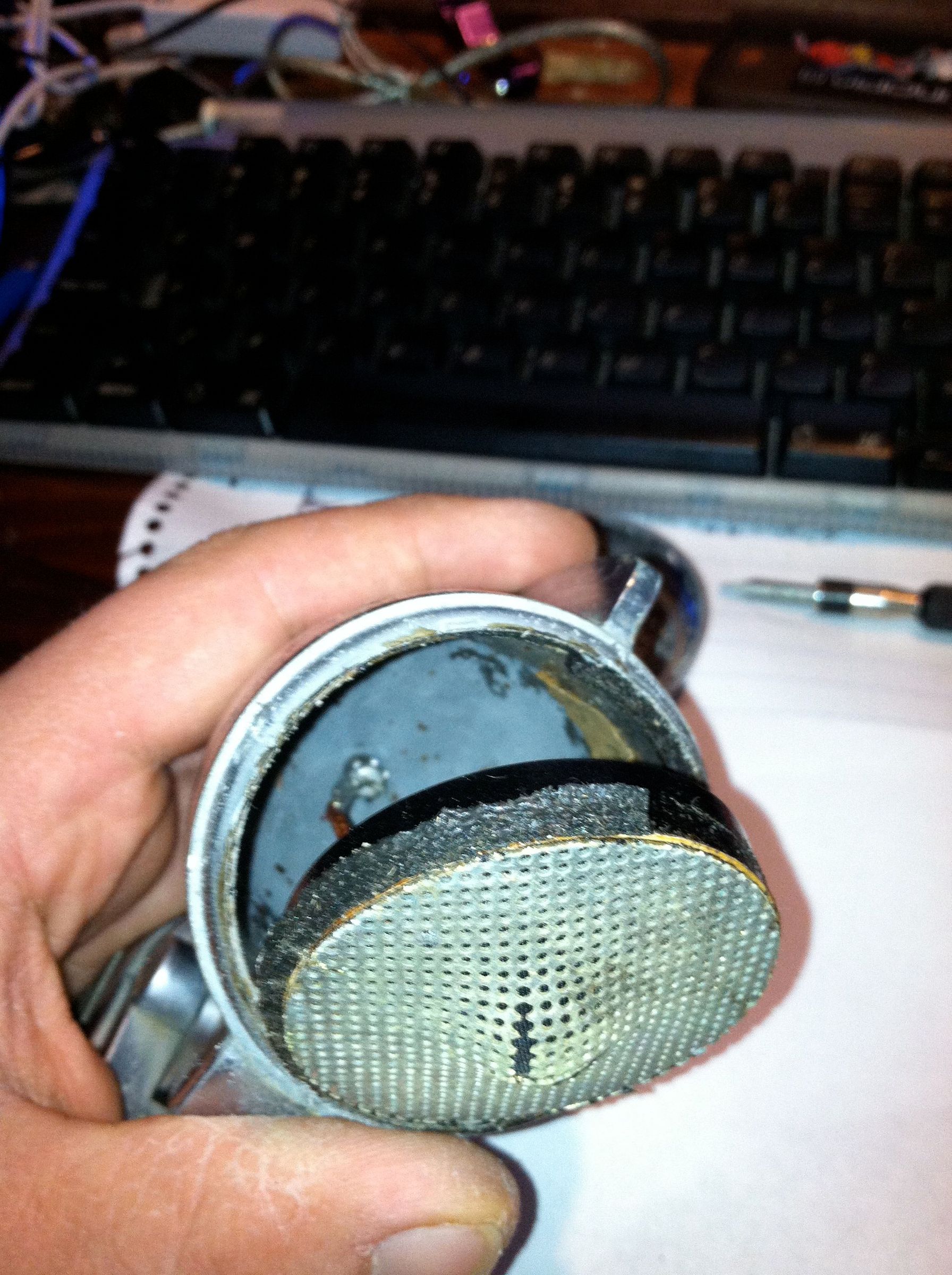 Updating a Vintage/Retro Microphone : 3 Steps - Instructables