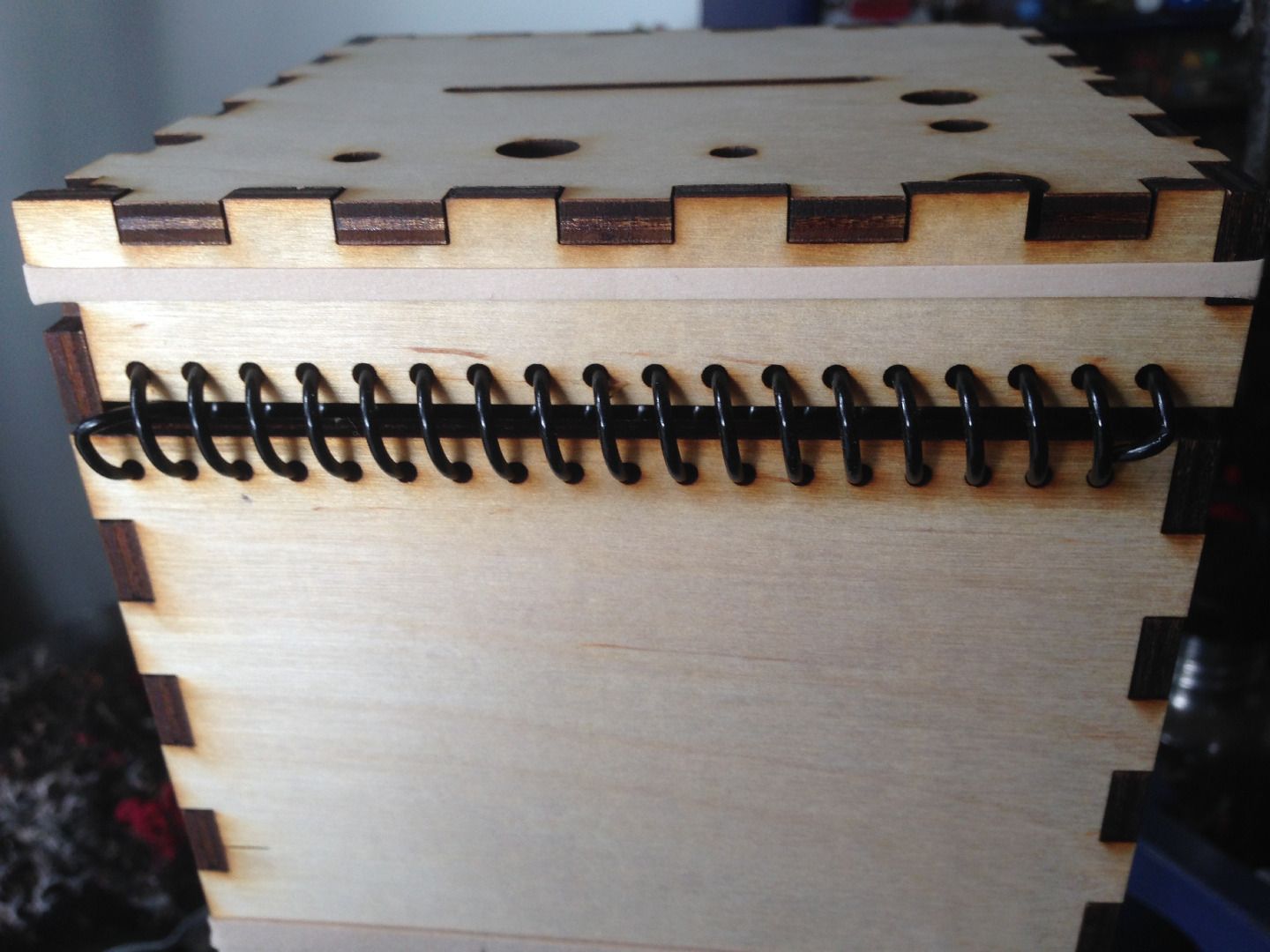 Coil Hinged Box : 9 Steps (with Pictures) - Instructables