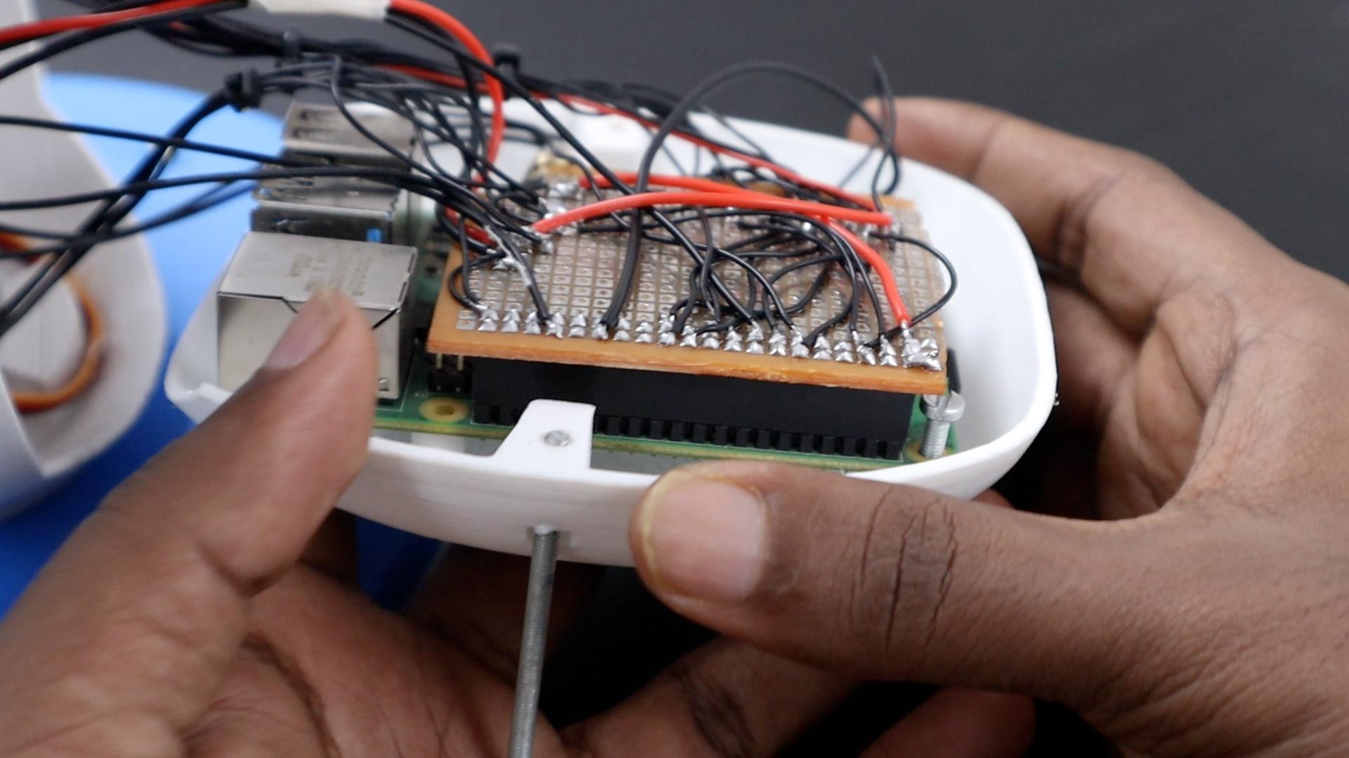 Emo - DIY Companion Robot : 10 Steps - Instructables