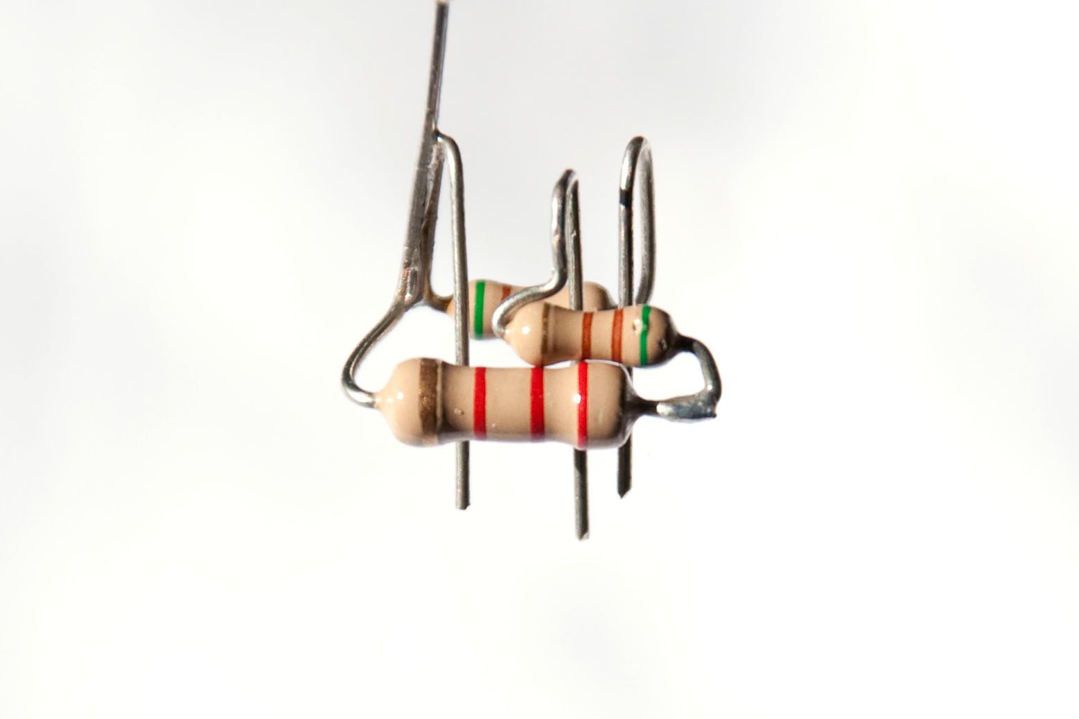 Hacking Your IGo Universal Power Adapter : 4 Steps - Instructables