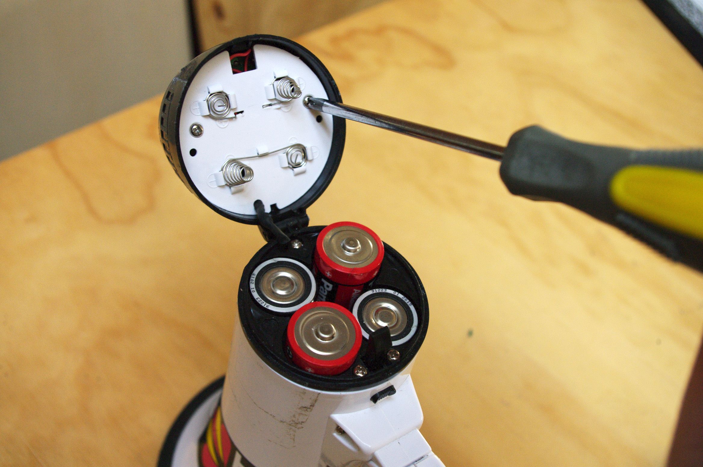 Megaphone Audio Input : 10 Steps (with Pictures) - Instructables