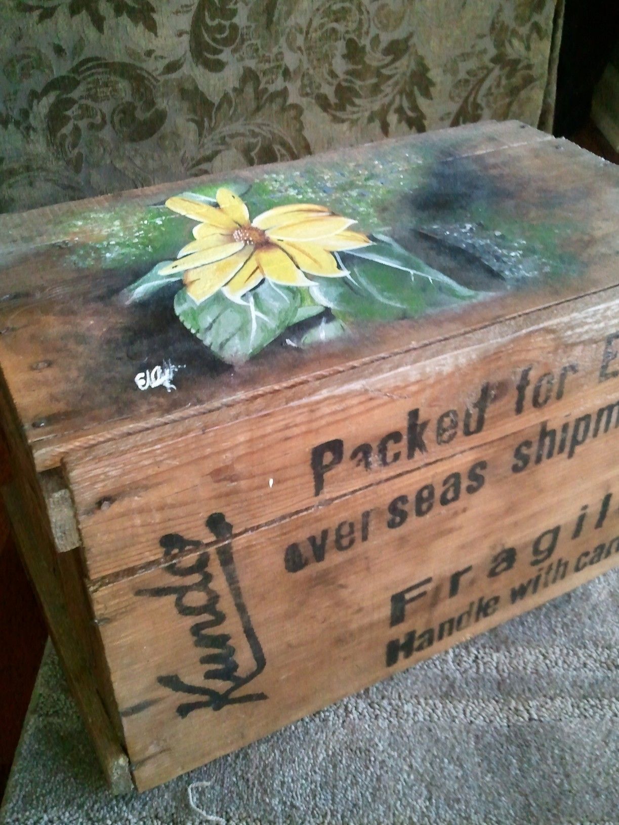 Artistic Crate Box/Table - Instructables