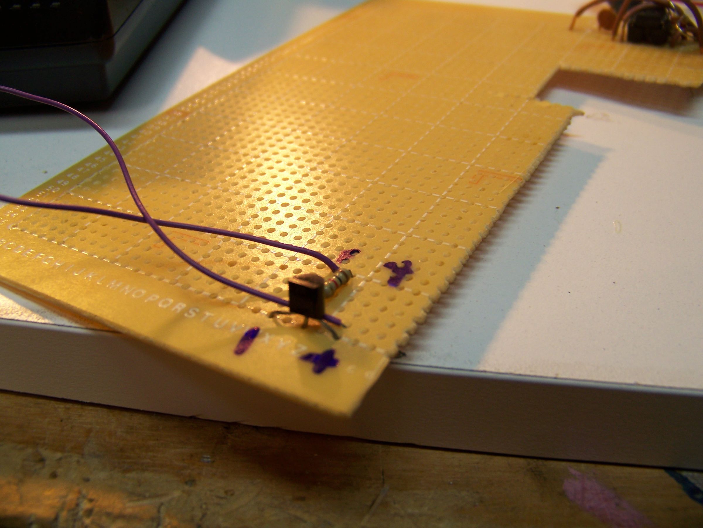 Magnetic Locker Lights! : 9 Steps (with Pictures) - Instructables