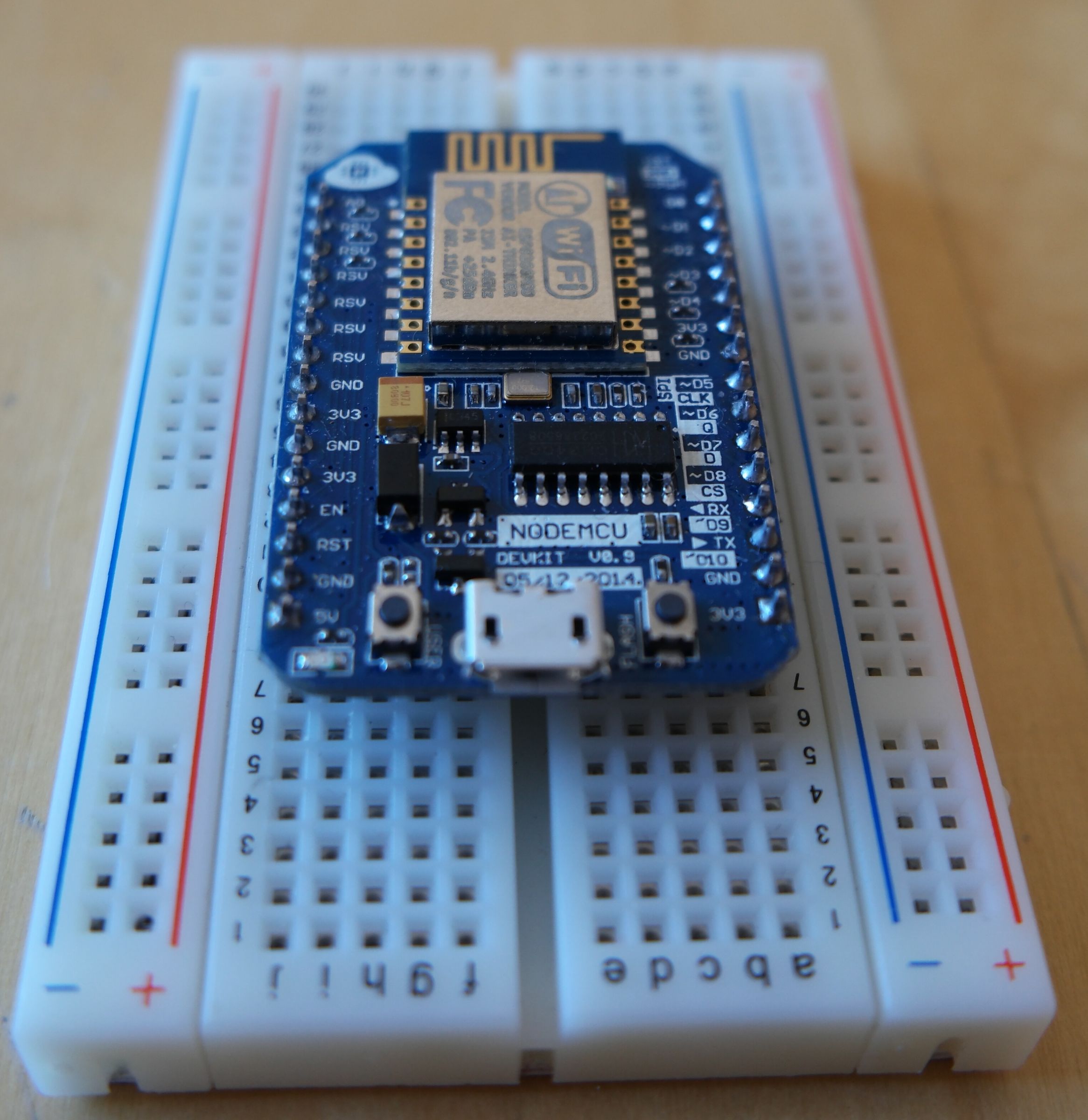 NodeMCU Breadboard Tweak : 7 Steps (with Pictures) - Instructables