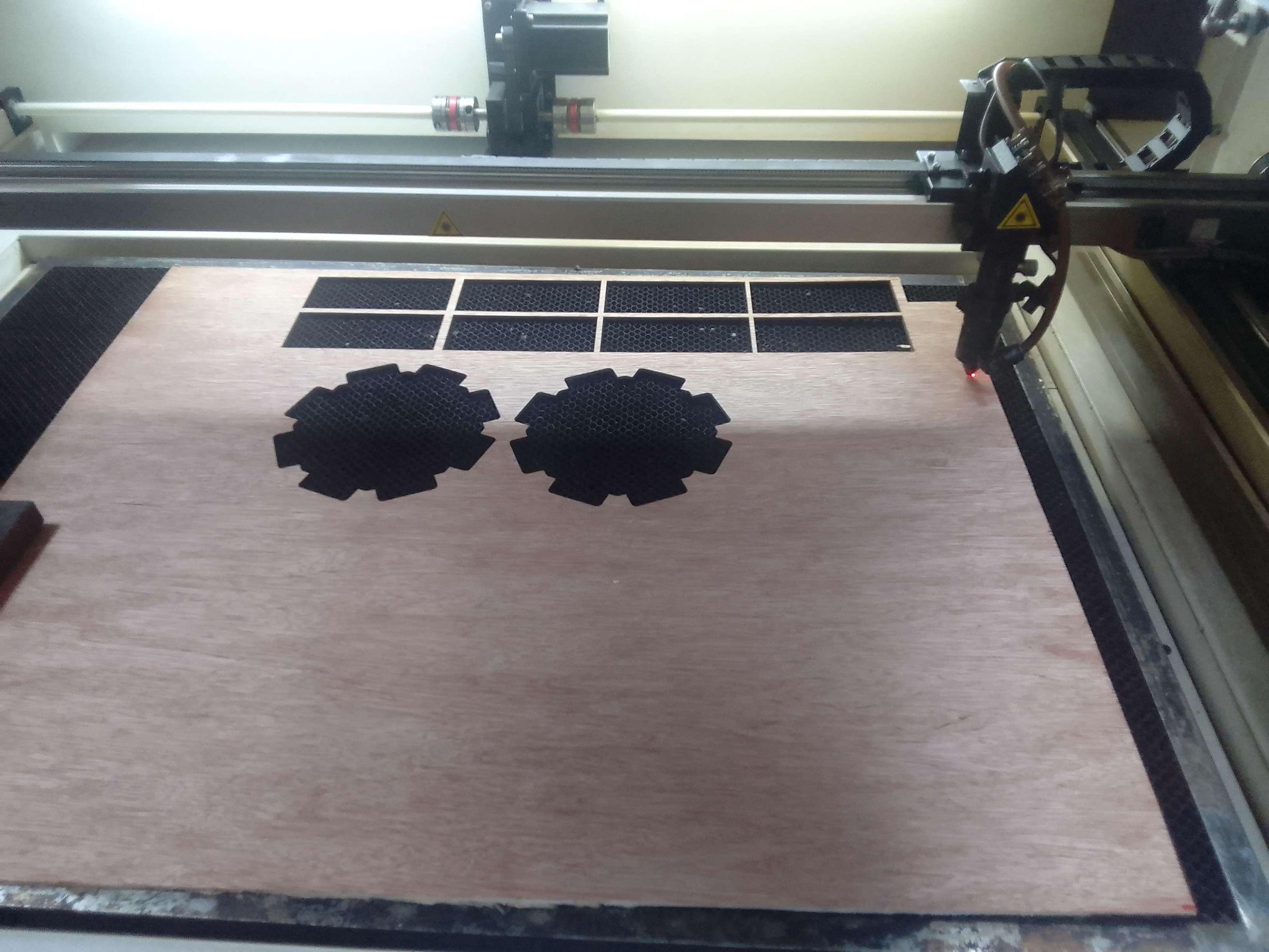 LaserCut Dice : 7 Steps - Instructables