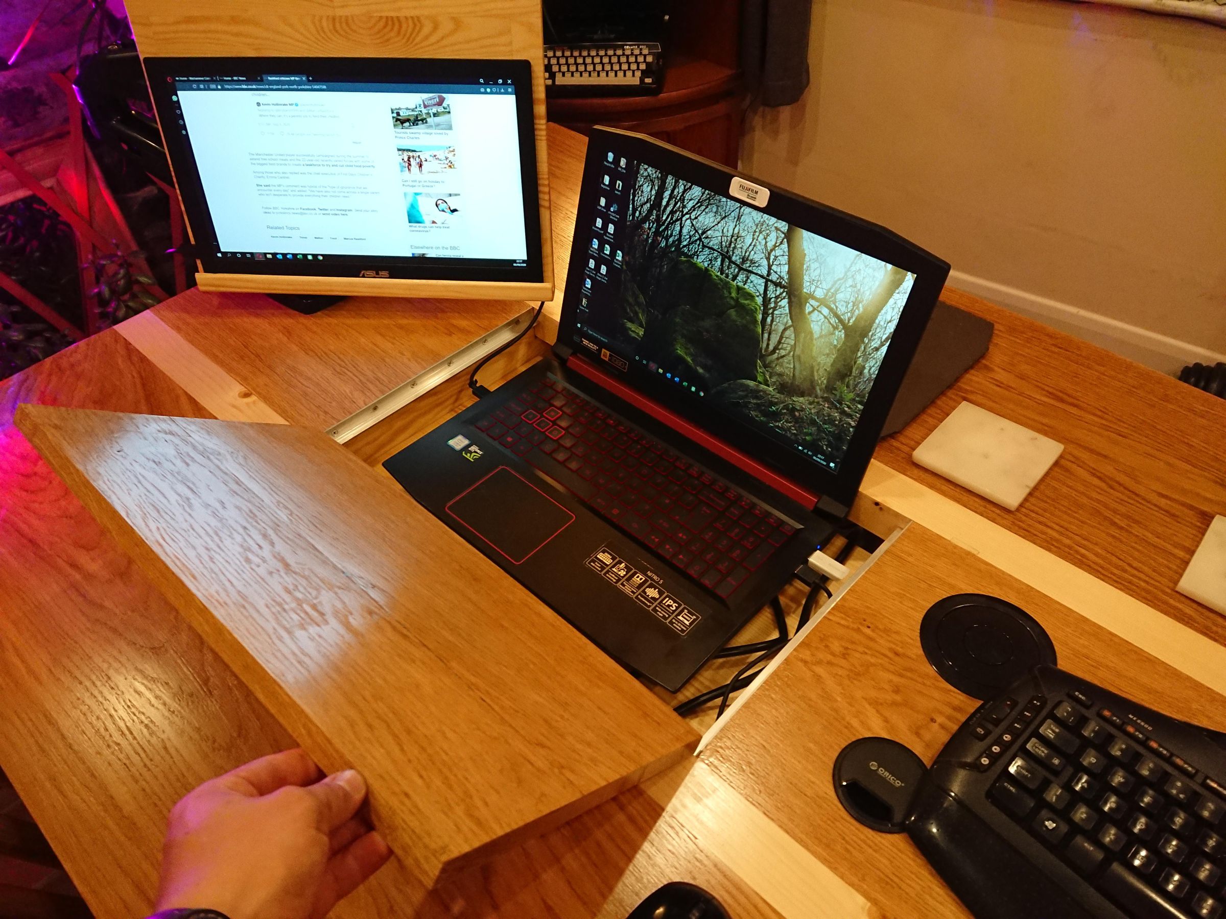 The "Work From Home" Solid Oak & Pine Kitchen Table : 11 Steps (with ...