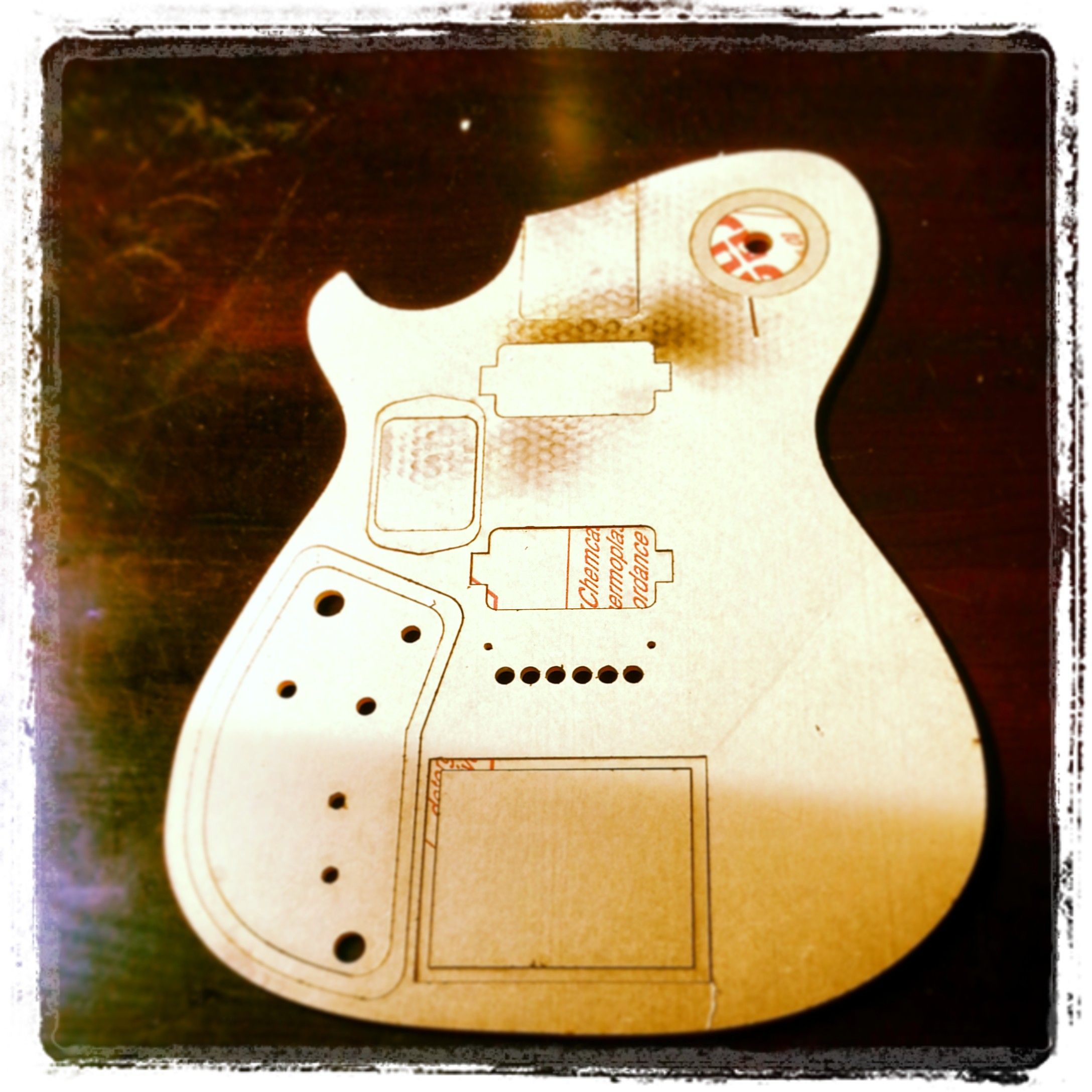 Make a Custom Guitar With Custom Templates : 10 Steps (with Pictures ...