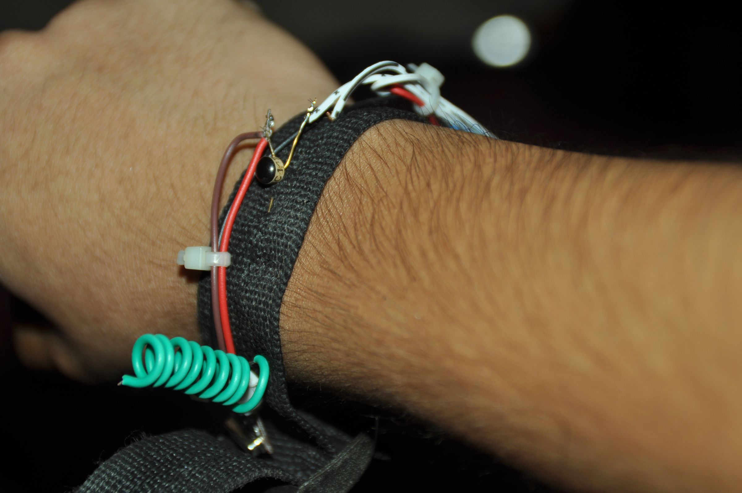 Shock Safety Belt : 17 Steps - Instructables