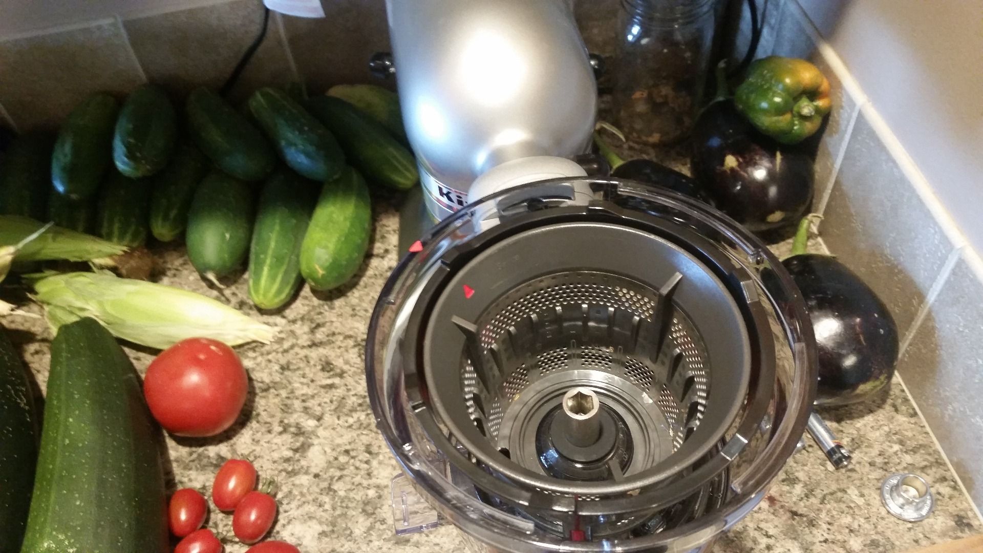 Kitchen-aid Juicer Set Up : 4 Steps - Instructables