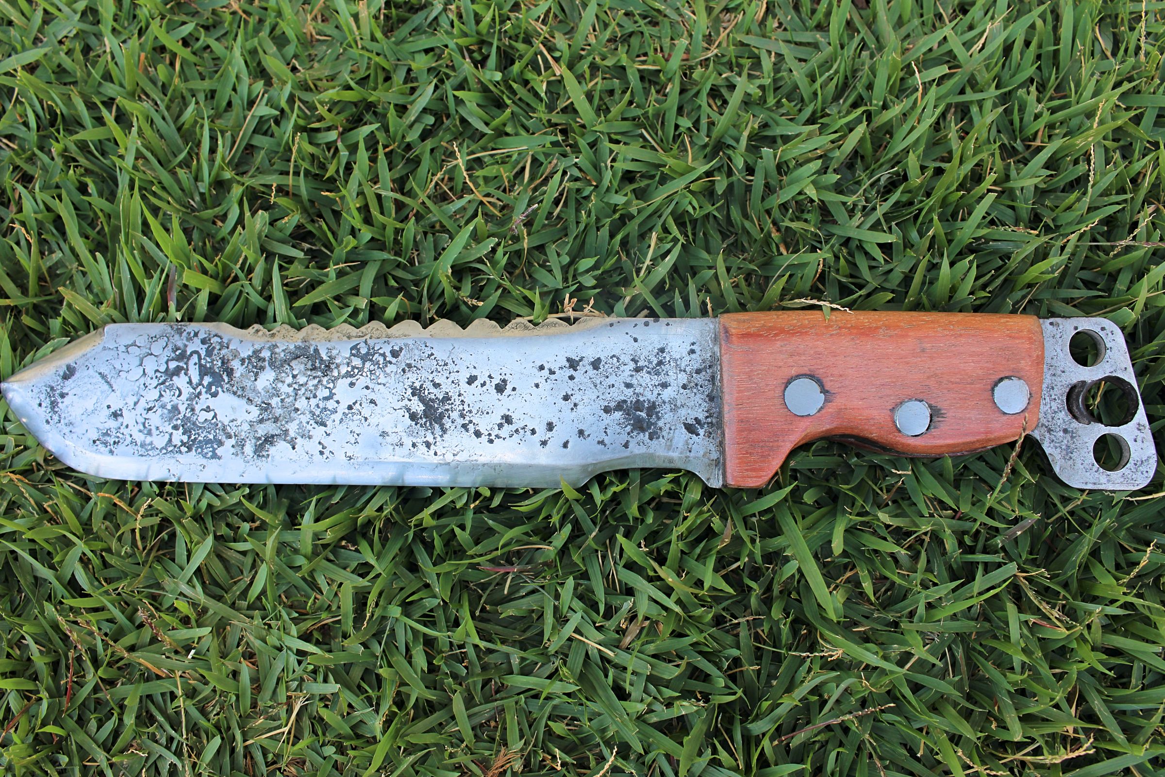 Ultimate Survival Knife Project : 10 Steps (with Pictures) - Instructables