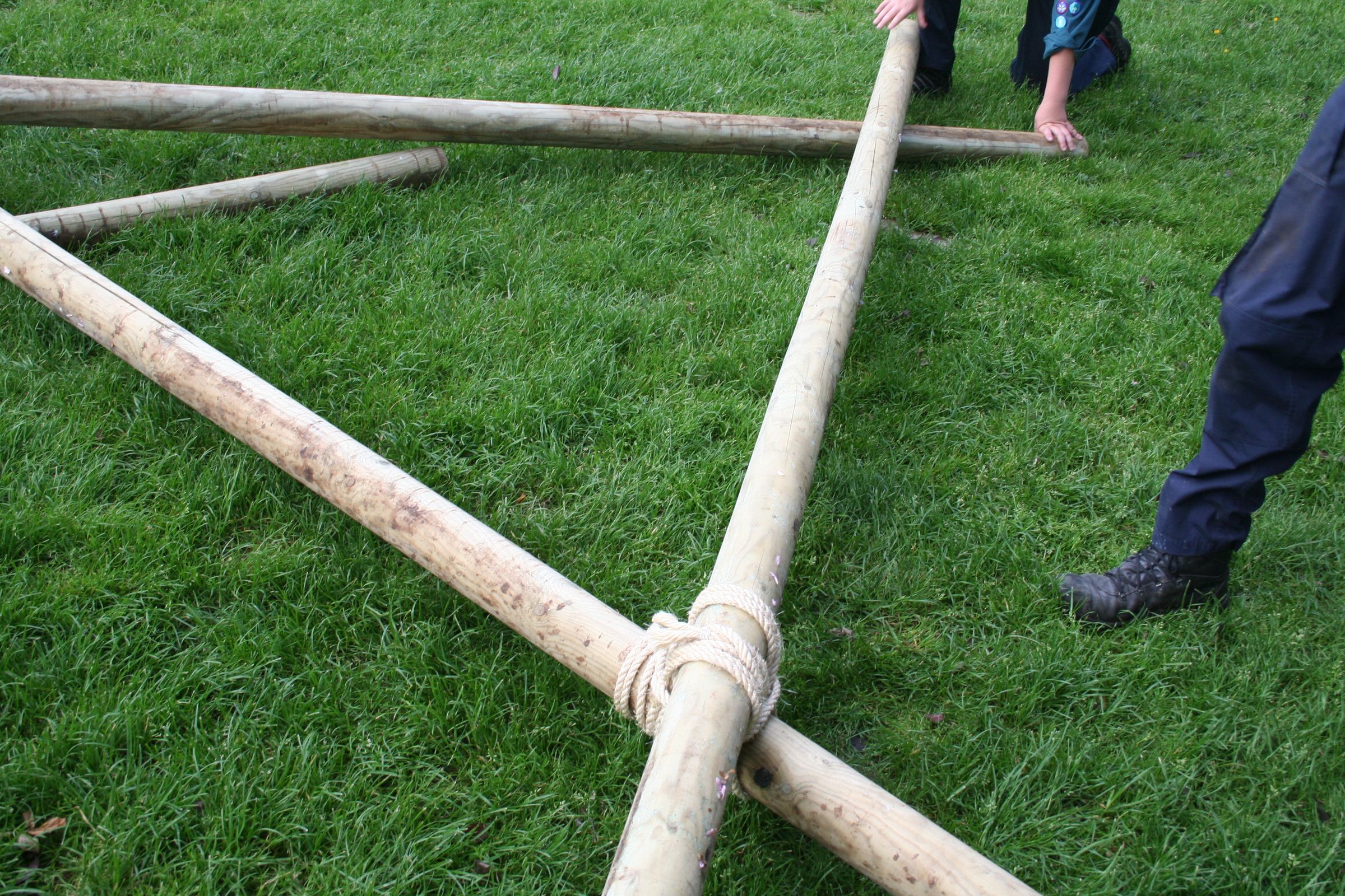 Simple Pioneering - Build a Swing From Wood Poles! : 5 Steps (with ...