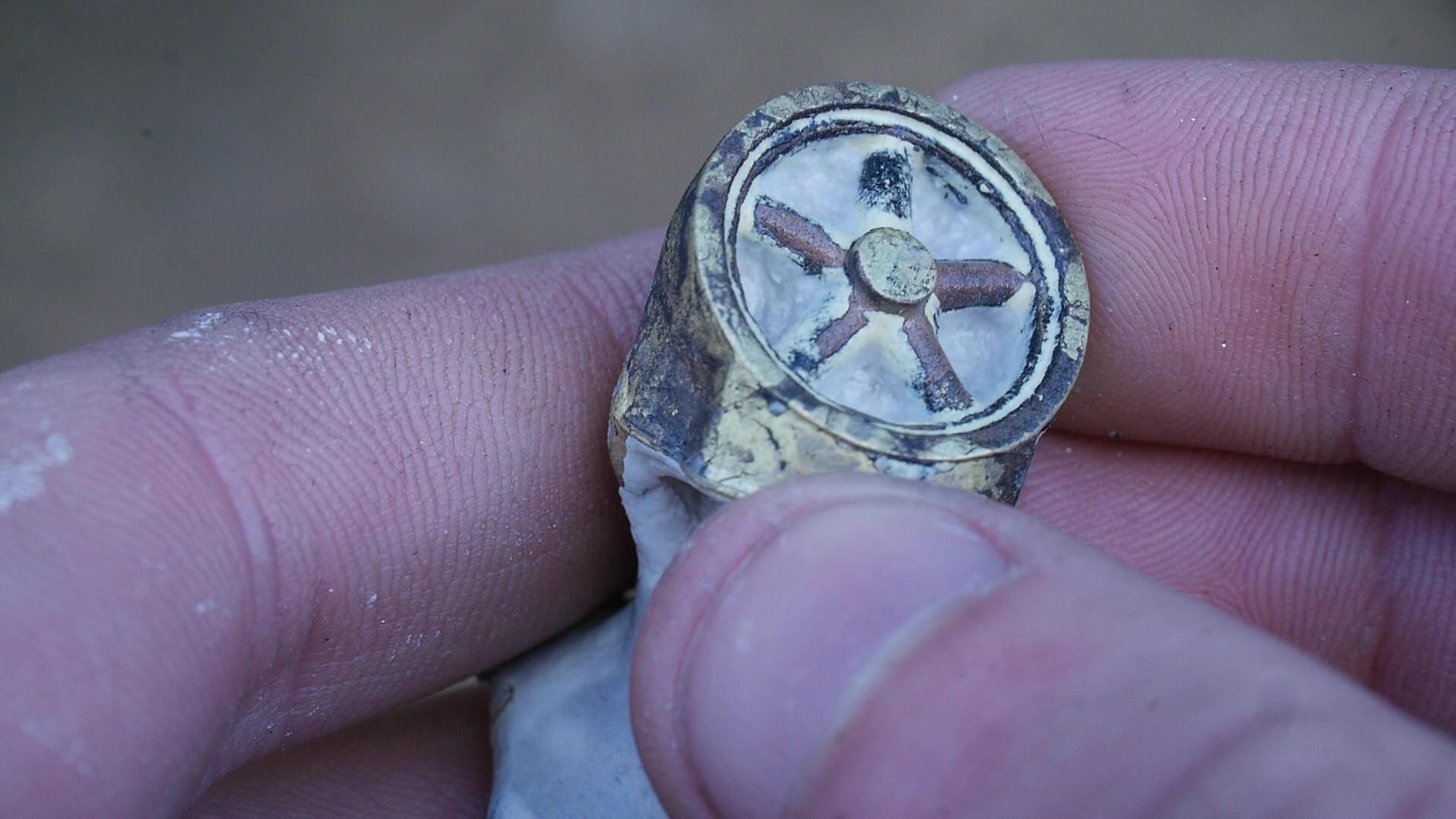 A Miniature Beam Stirling Engine : 11 Steps (with Pictures) - Instructables