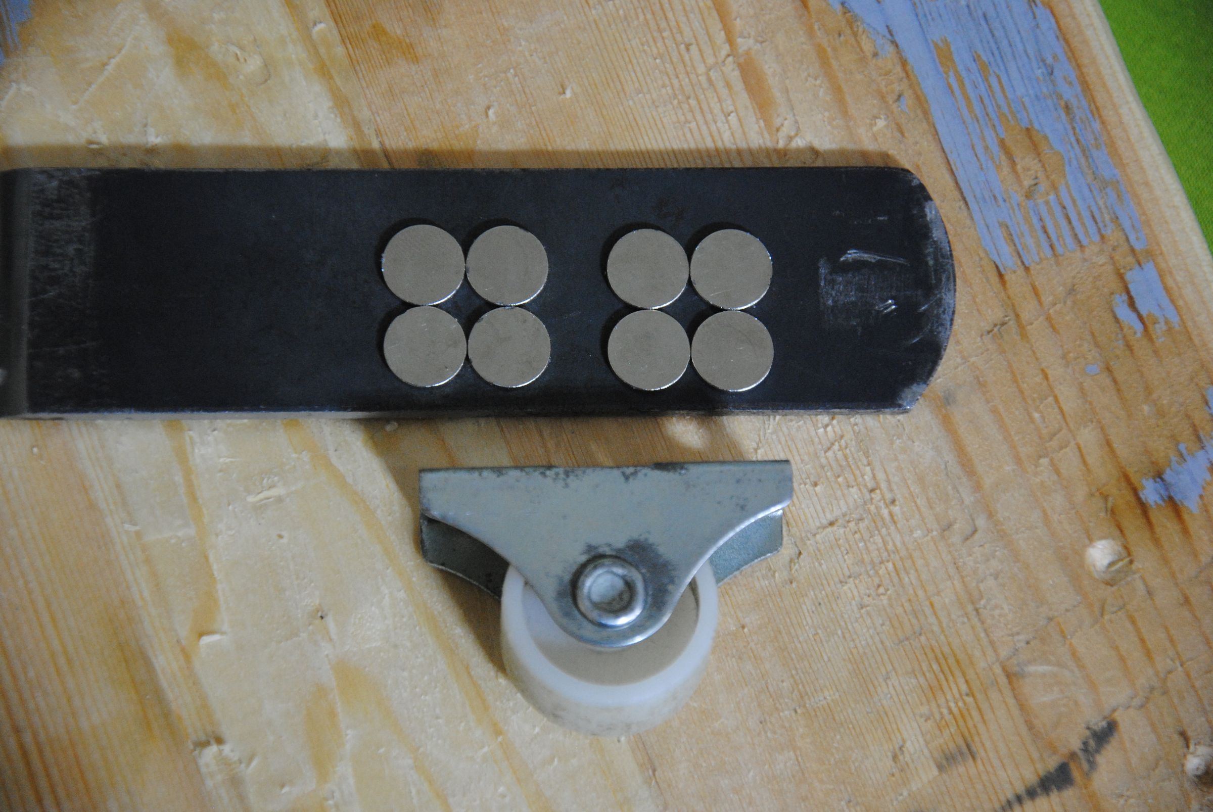 How to Make a Magnetic Honing Guide (For Sharpening Chisels & Hand ...