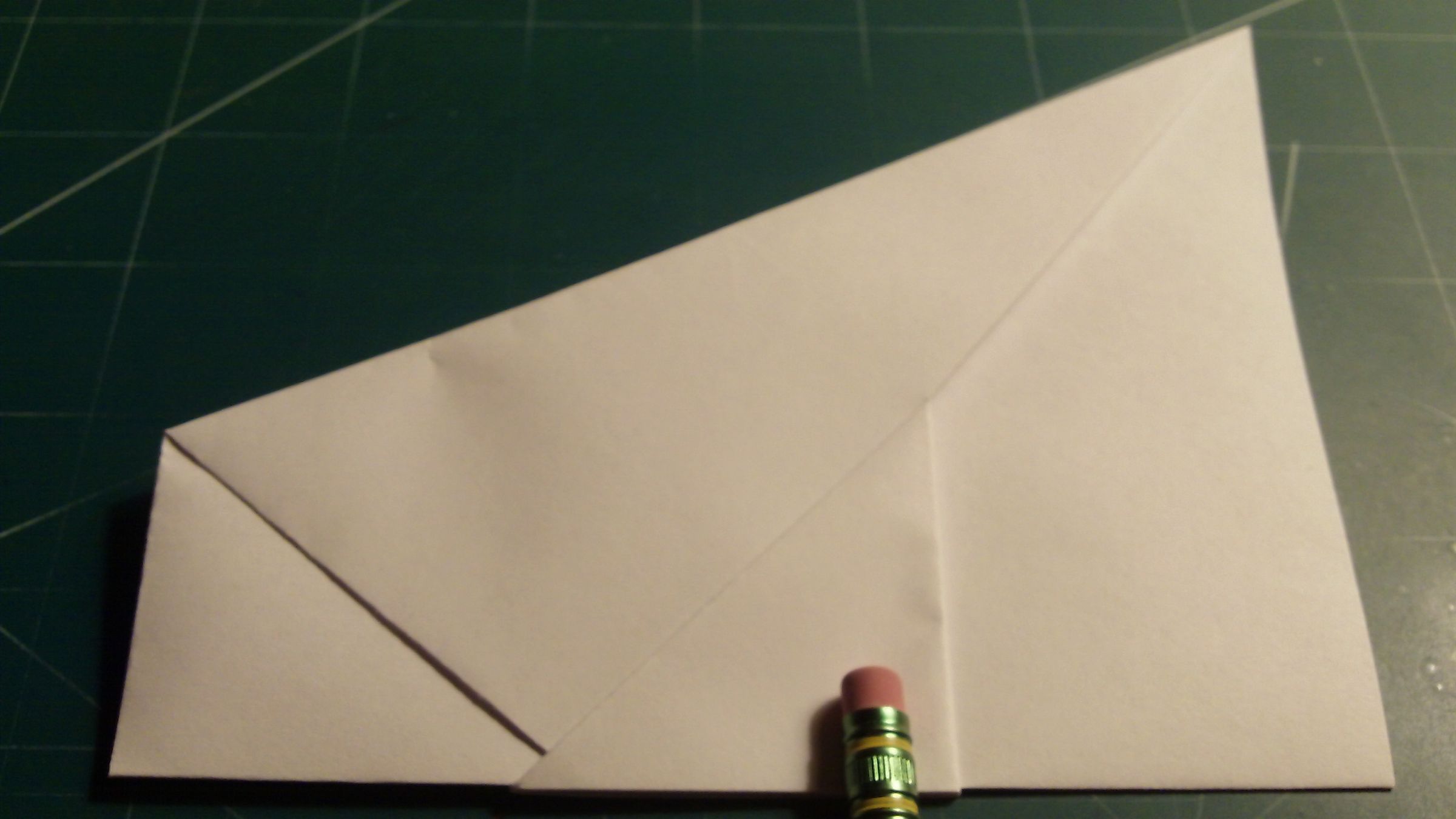 How to Make the Swift Paper Airplane : 6 Steps - Instructables